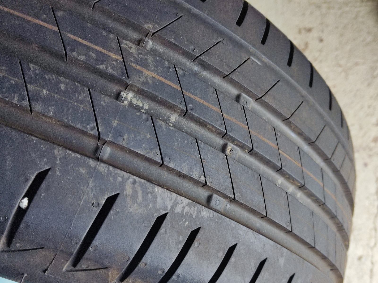 Gume ljetne Bridgestone 195/55/16 Dot: 32 tjedan, 2024 godina