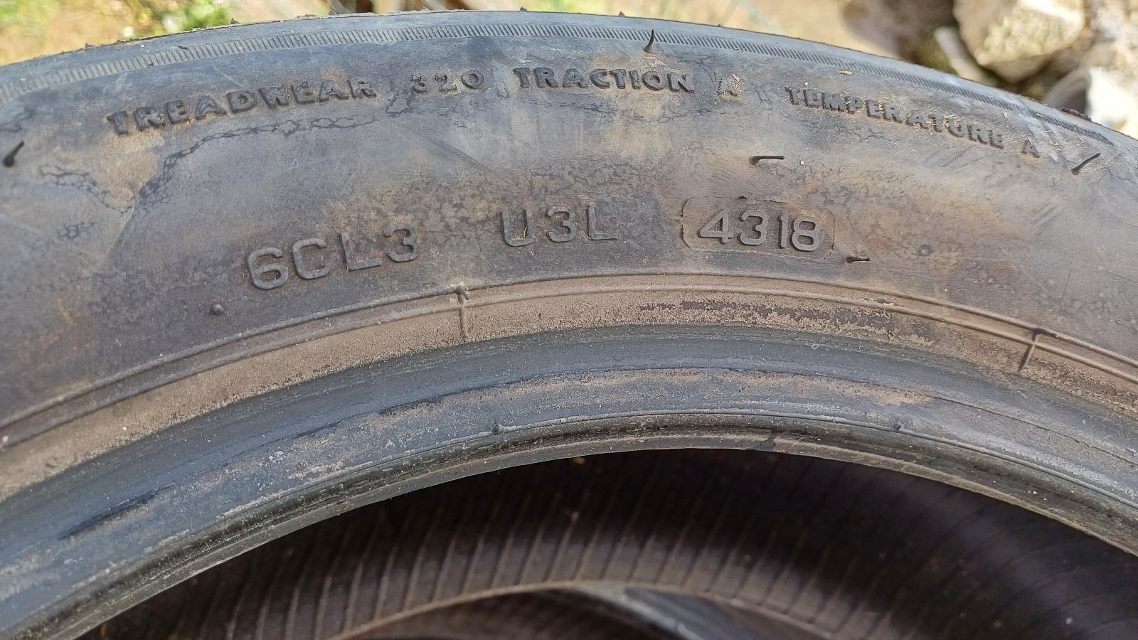 Gume ljetne Bridgestone 195/55/16 4 kom.