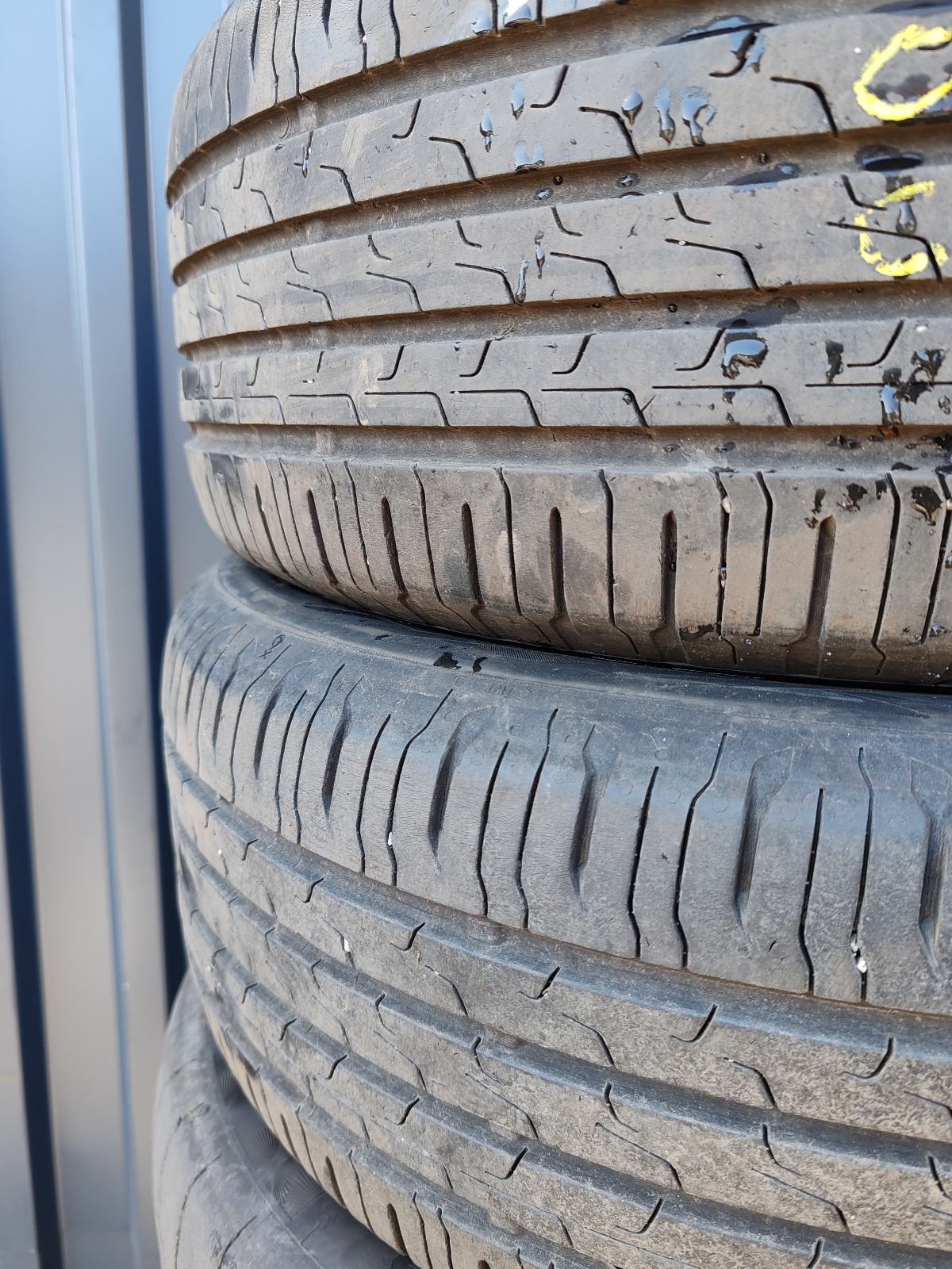 Gume ljetne Continental 195/55/16 2 kom.