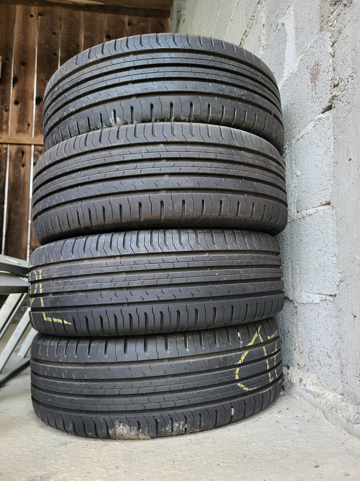 Gume ljetne Continental 195/55/16 4 kom.