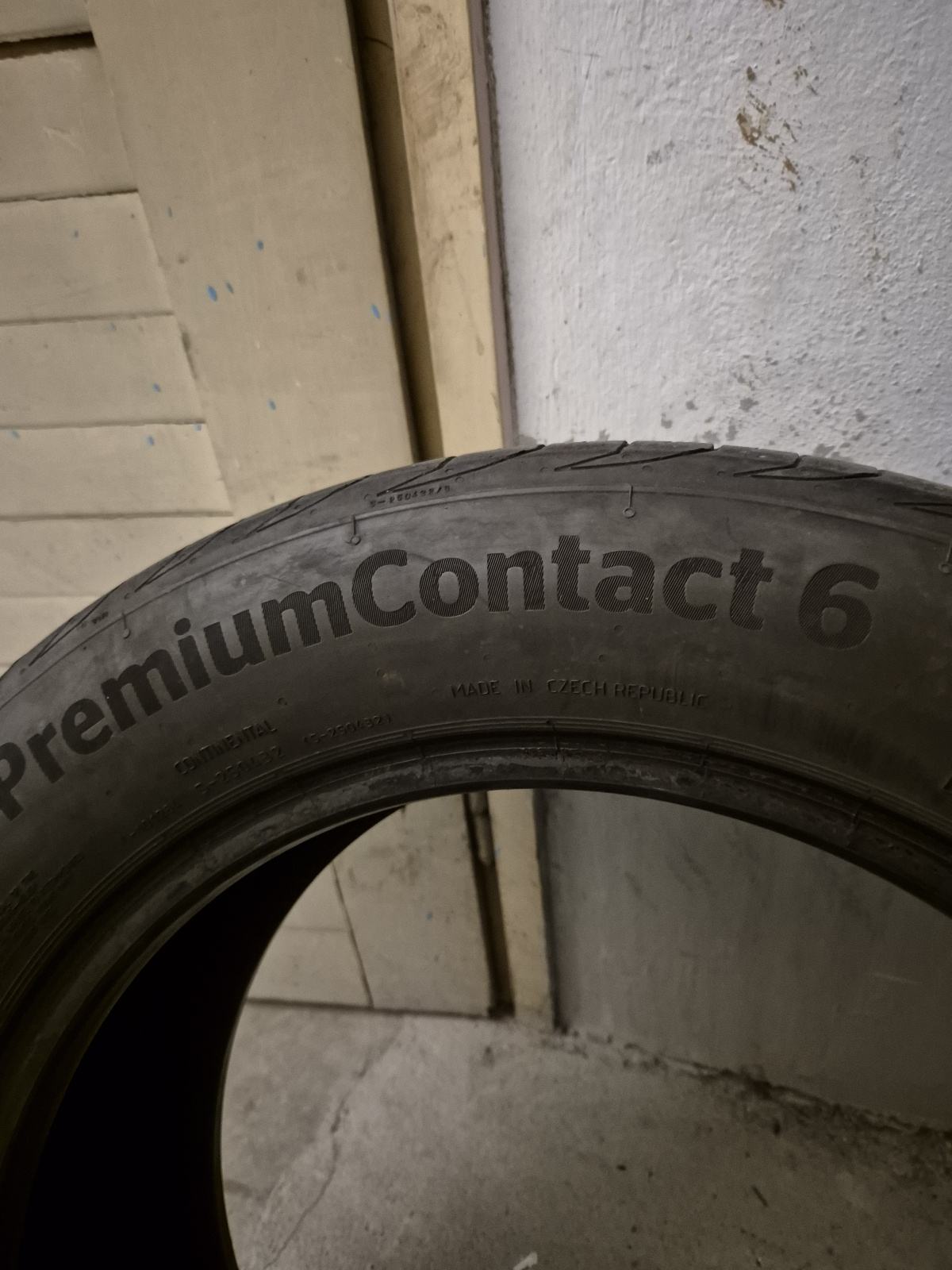 Gume ljetne Continental 205/55/16 4 kom.