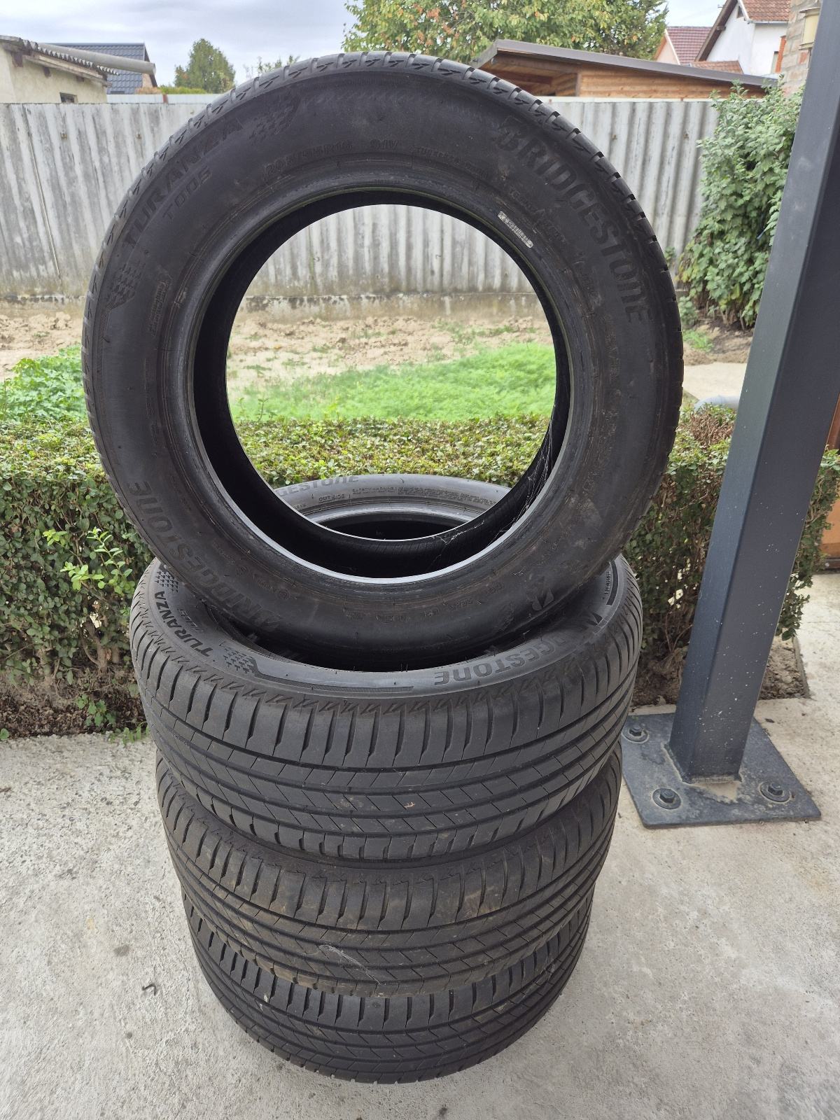 Gume ljetne Continental 205/55/16 4 kom.