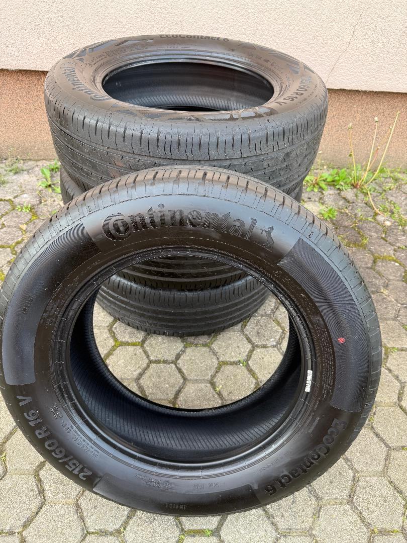 Gume ljetne Continental 215/60/16 4 kom.