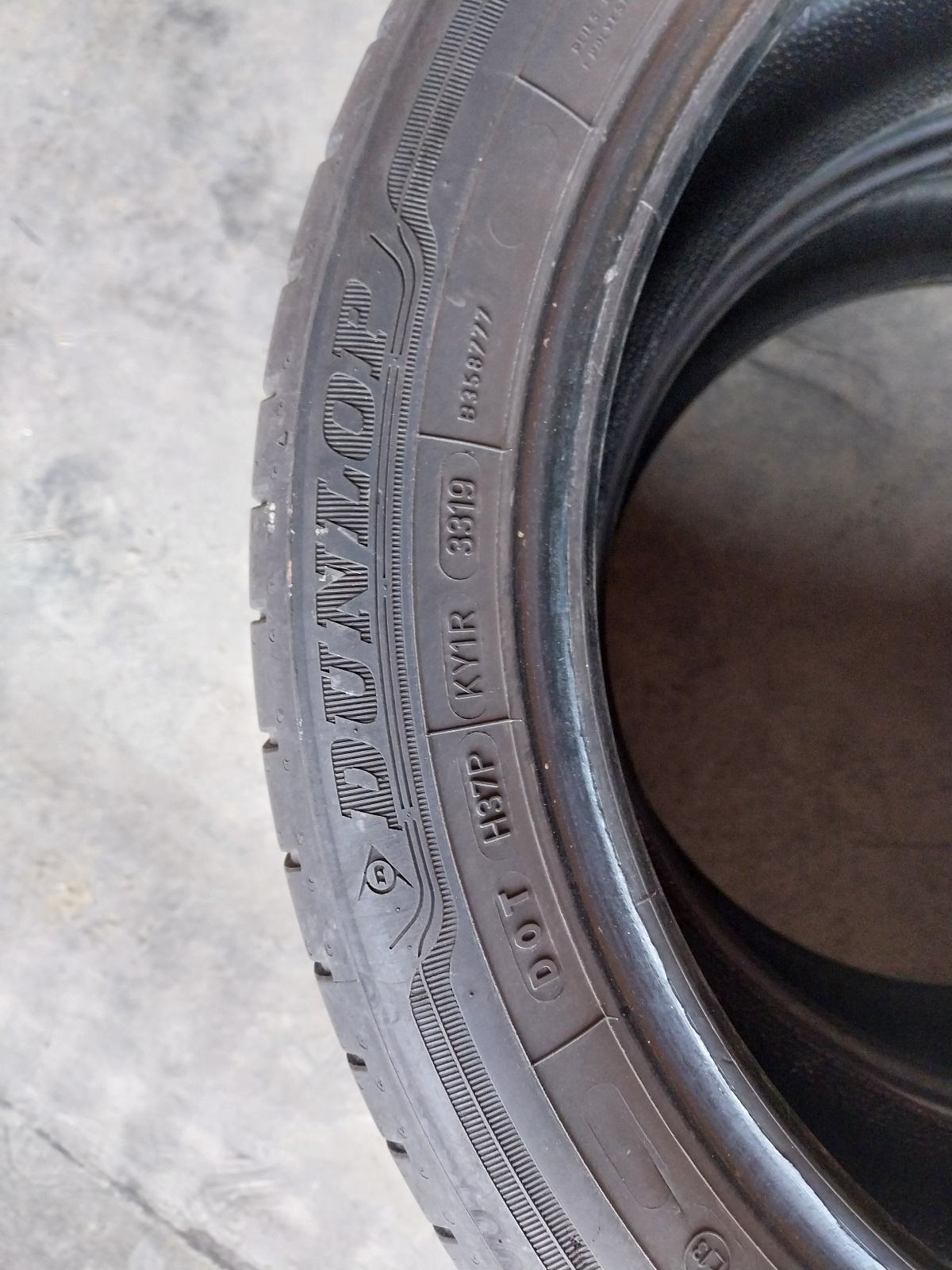 Gume ljetne Dunlop 205/50/17 2 kom.