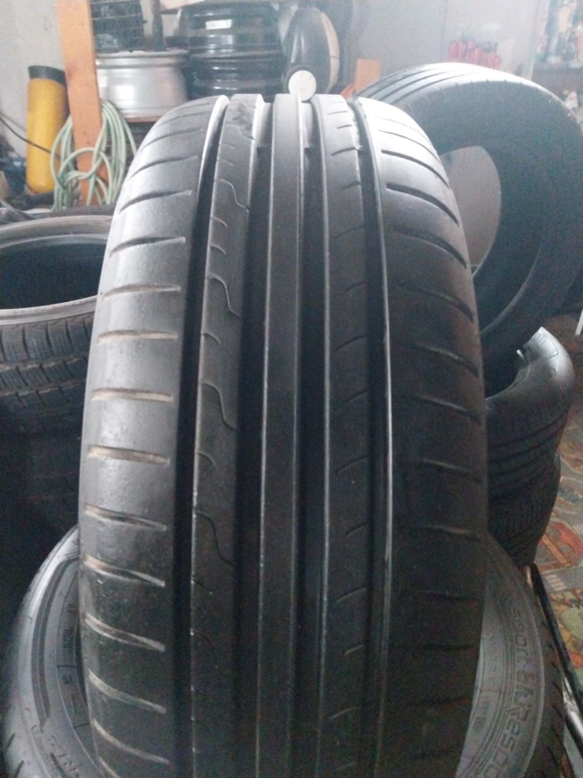 Gume ljetne Dunlop 205/55/17 2 kom.