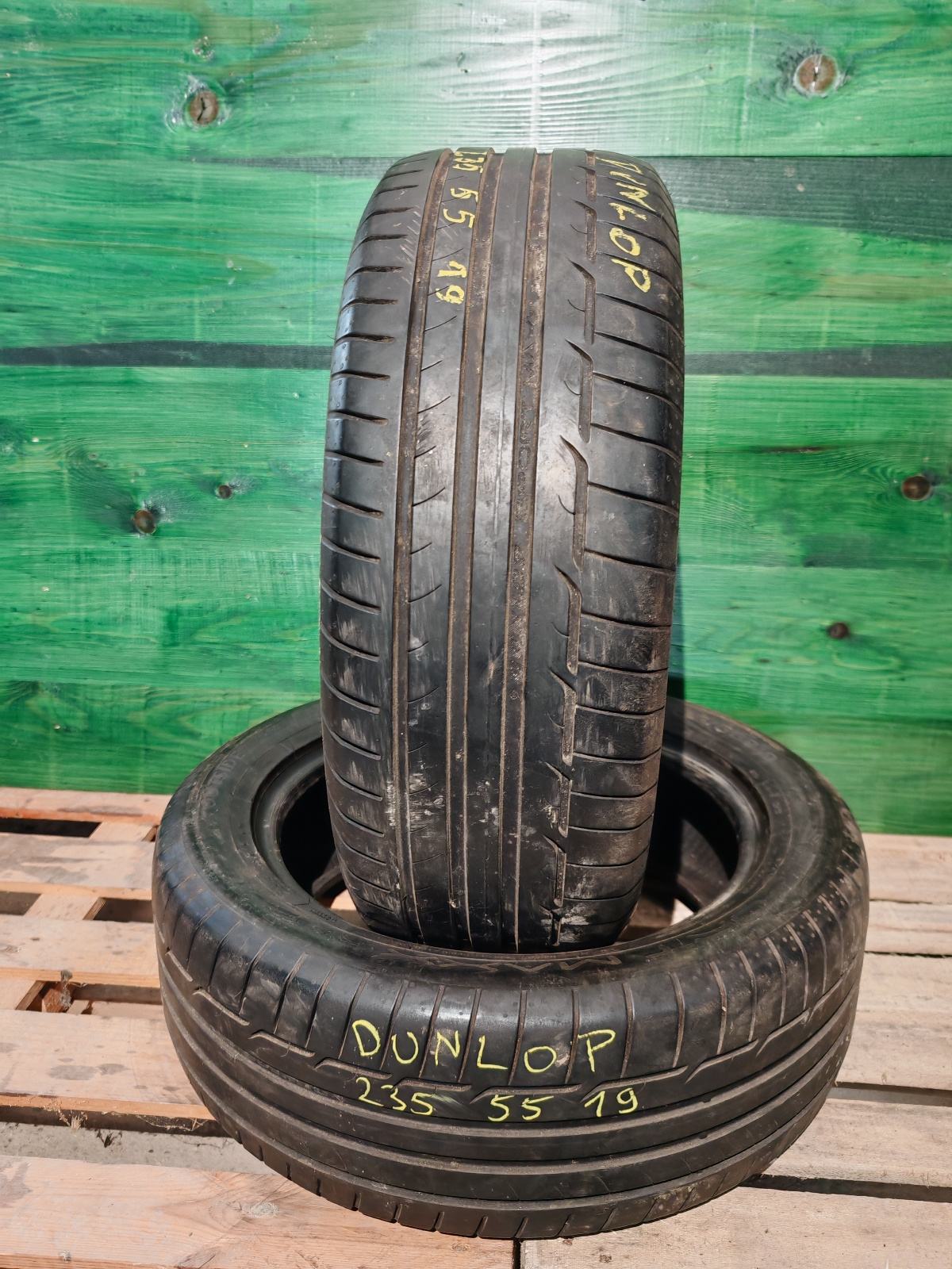 Gume ljetne Dunlop 235/55/19 2 kom.