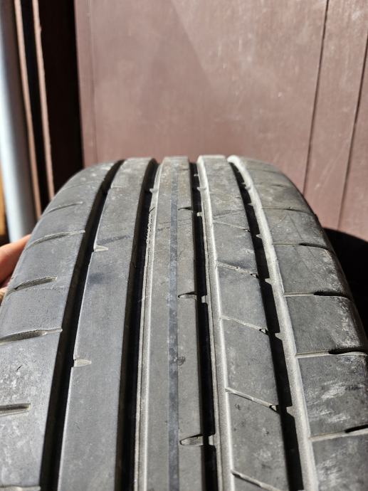 Gume ljetne Dunlop Sportmax 225/40/18 4 kom.