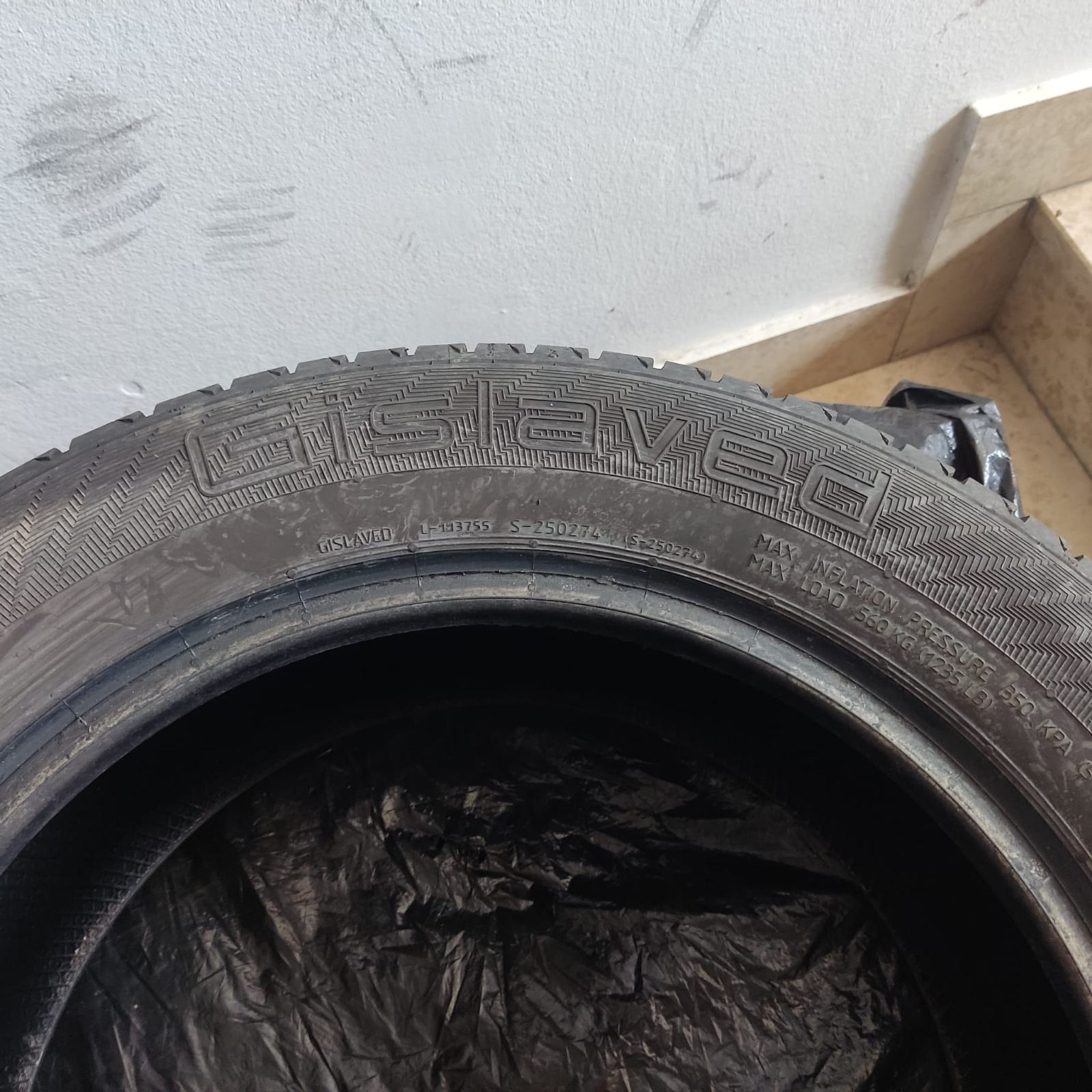 Gume ljetne Goodride 195/60/15 4 kom.