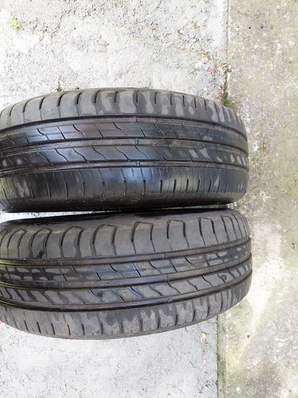 Gume ljetne Goodyear 195/65/15 2 kom.