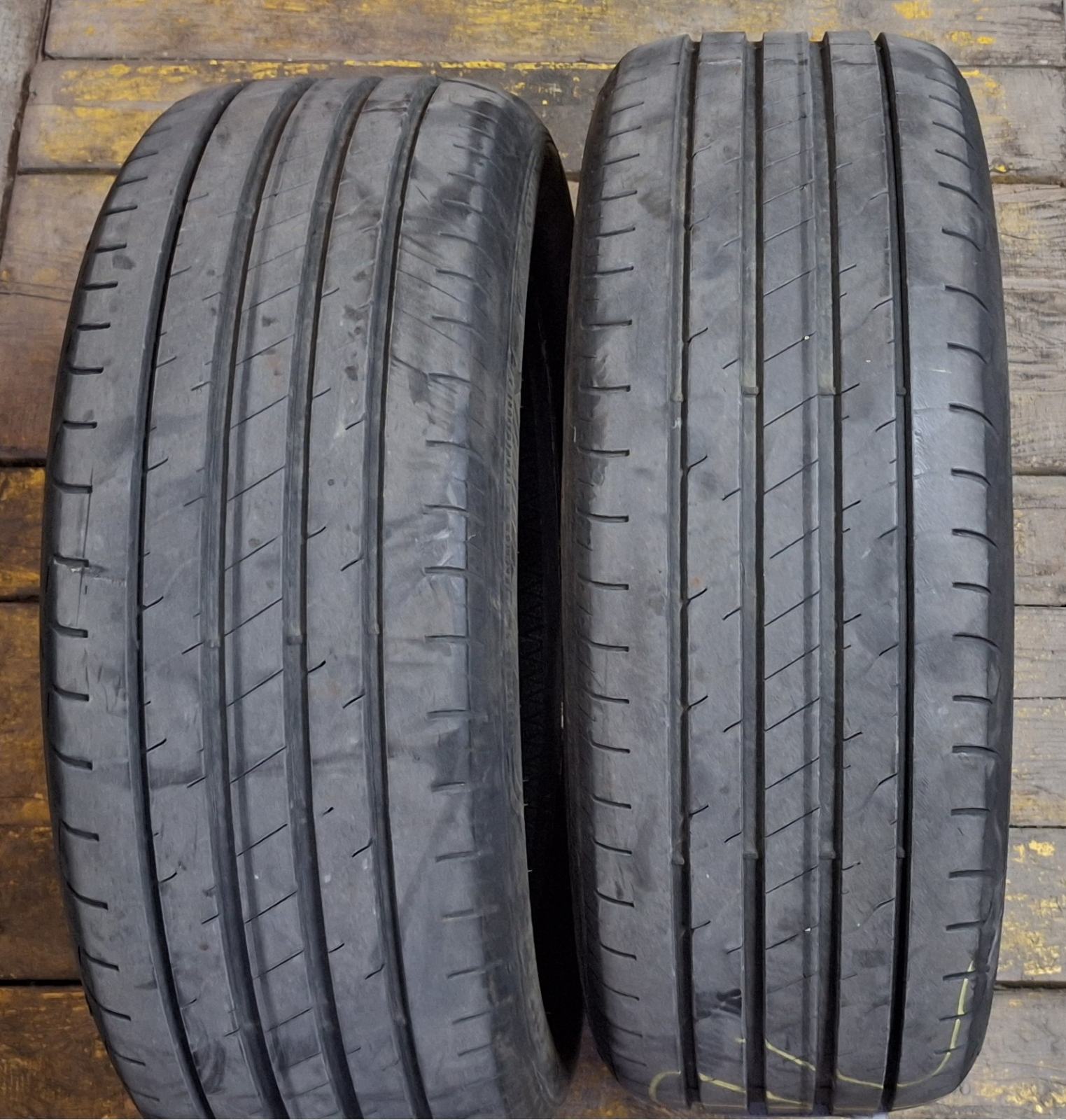 Gume ljetne Goodyear 215/55/17 2 kom, DOT 1523