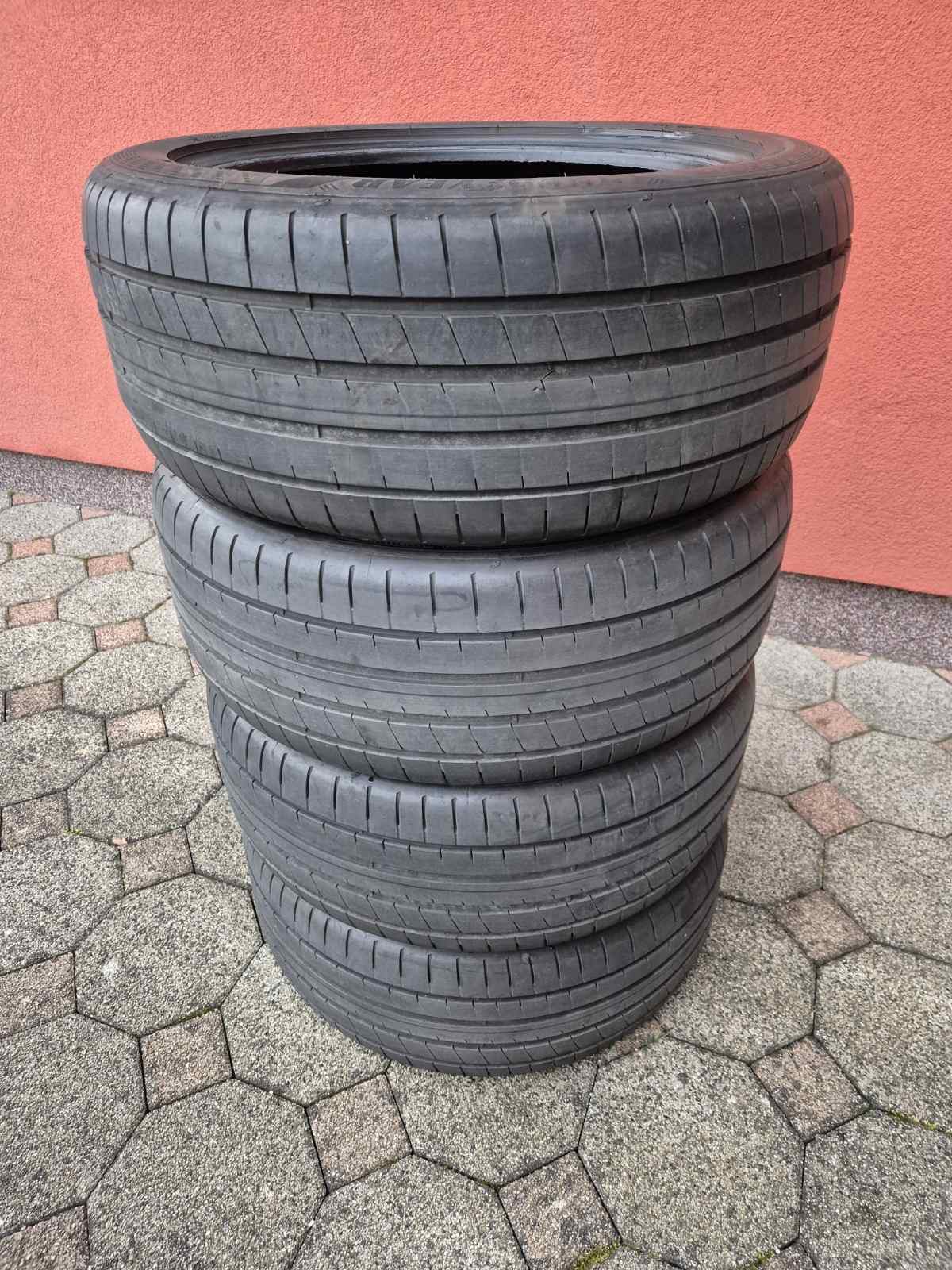 Gume LJETNE Goodyear 245/45/18 - doslovno novo! 4 kom.