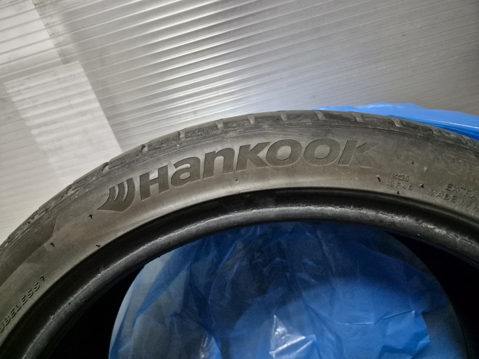 Gume ljetne Hankook 225/40/18 4 kom.