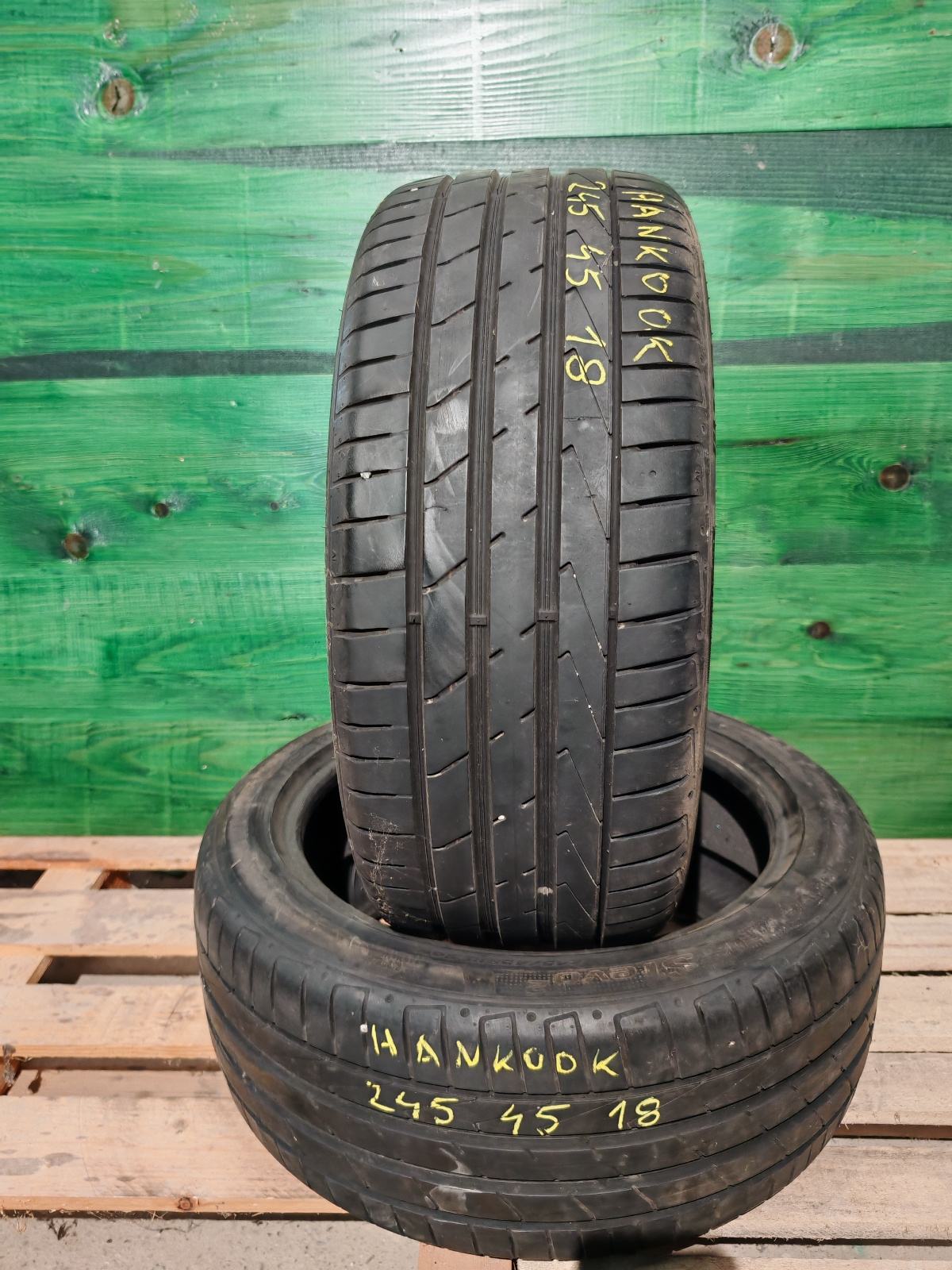 Gume ljetne Hankook 245/45/18 2 kom.