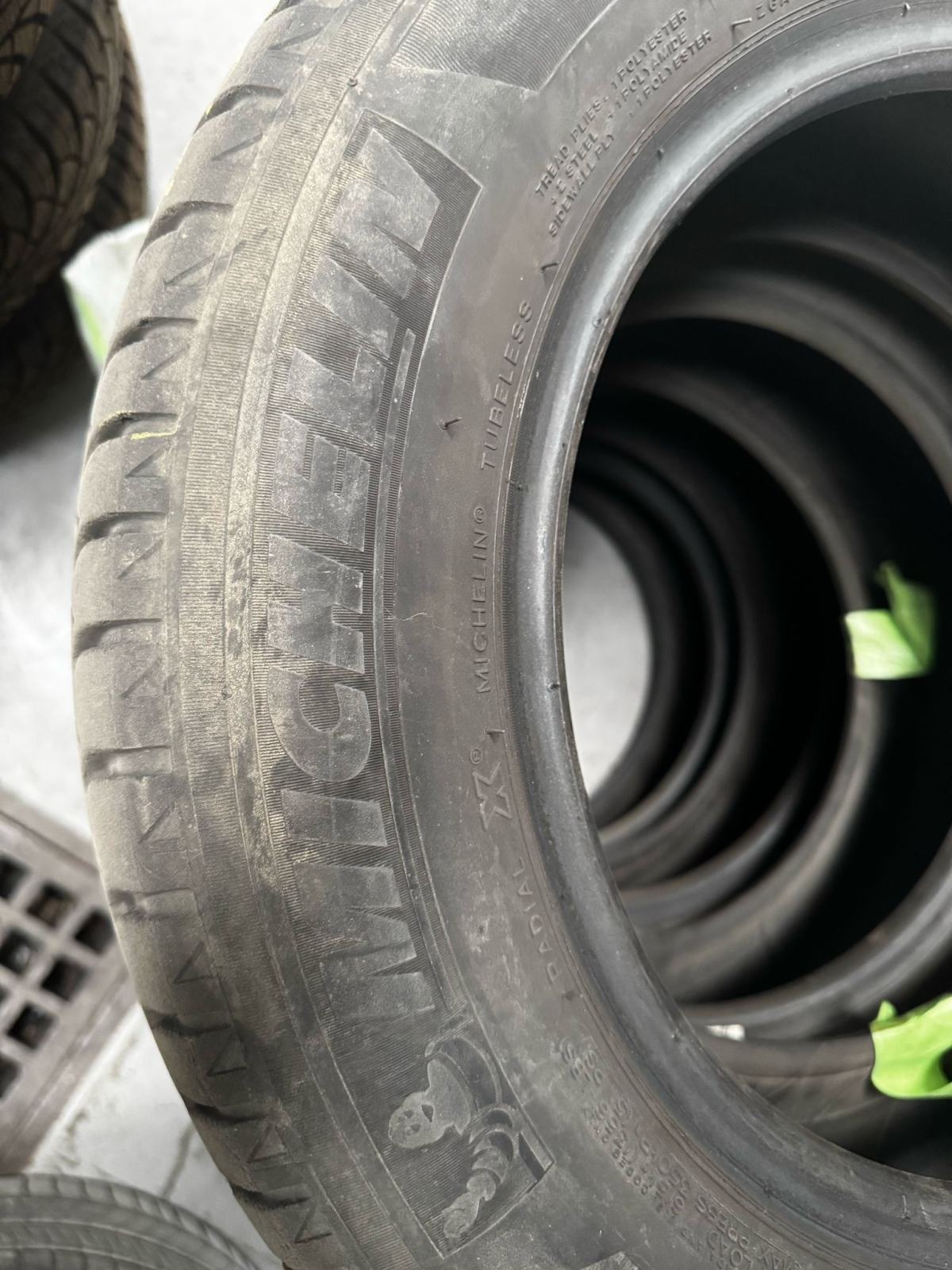 Gume ljetne Michelin 195/65/15 4 kom.