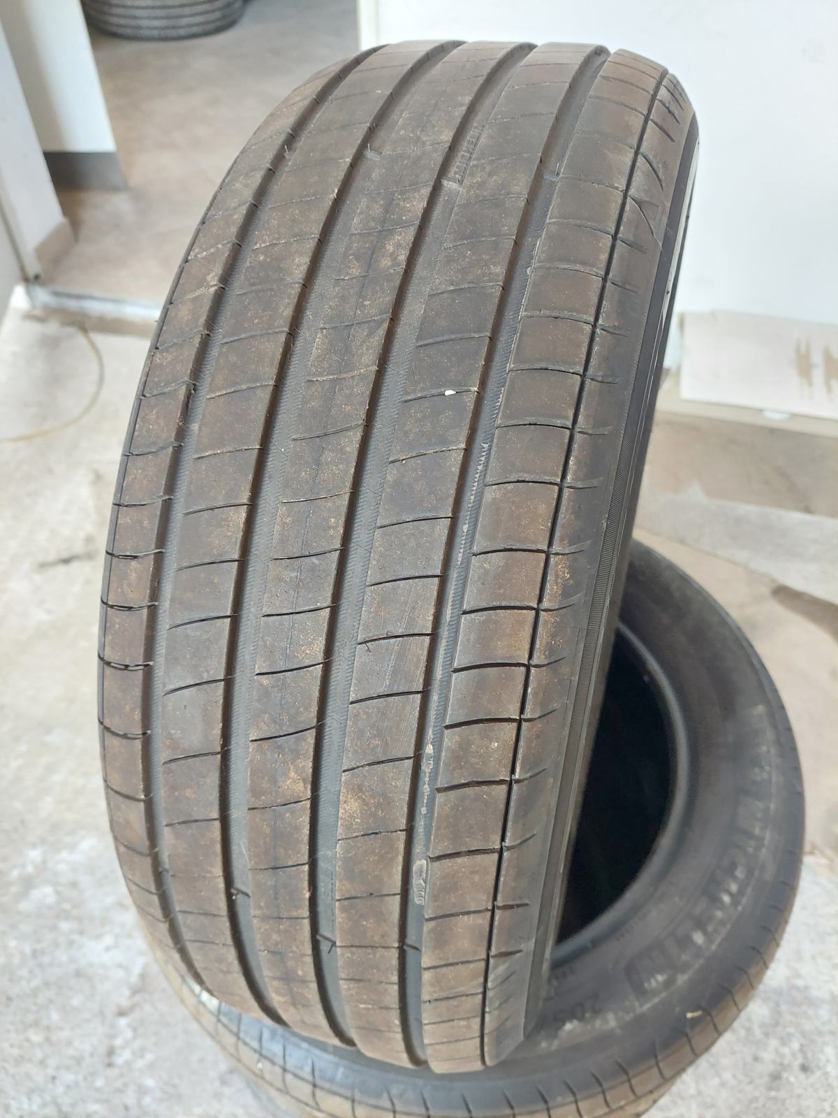 Gume ljetne Michelin 205/55/16 4 kom.