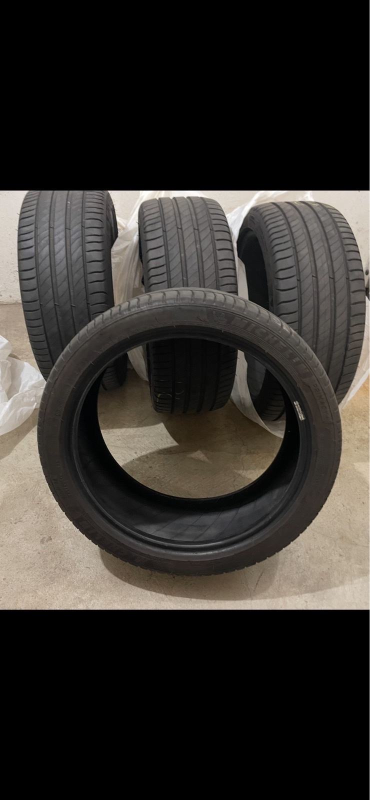 Gume ljetne Michelin 225/40/18 4 kom.