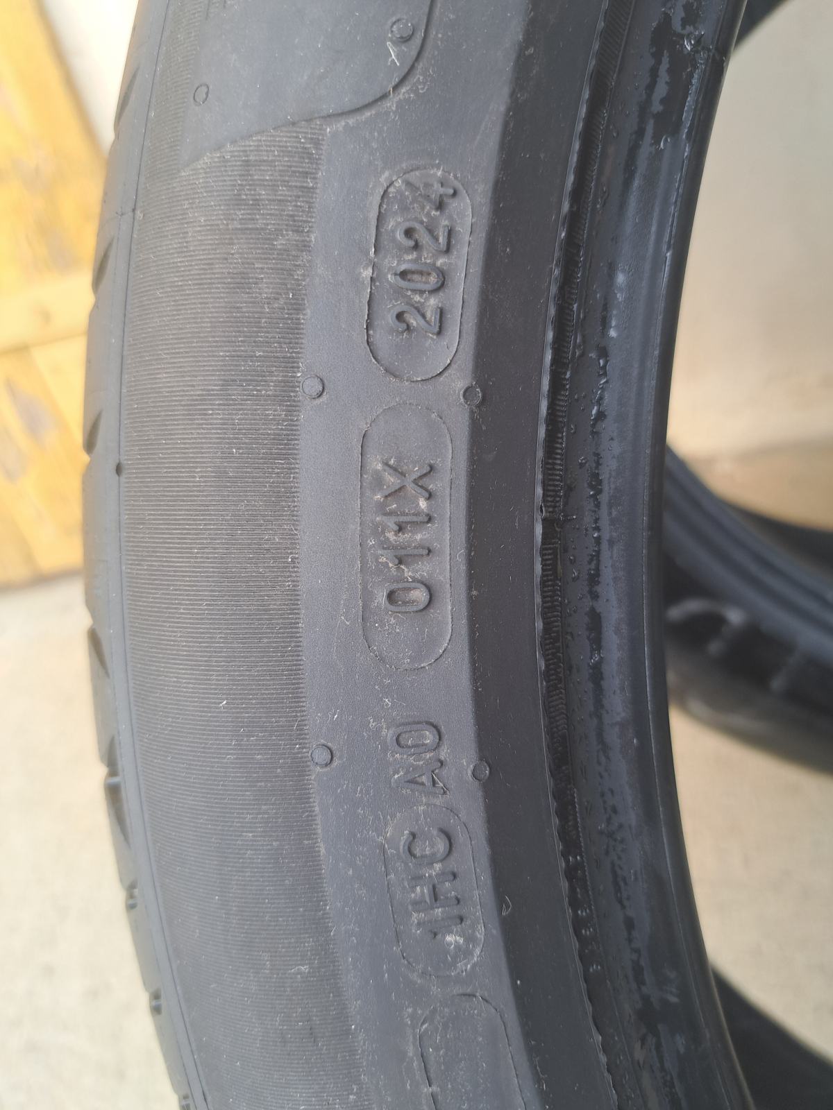 Gume ljetne Michelin 235/45/20 4 kom.