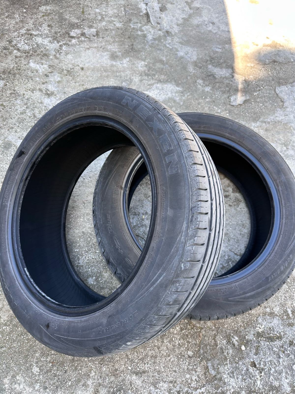 Gume ljetne Nexen 205/55/17 2 kom.