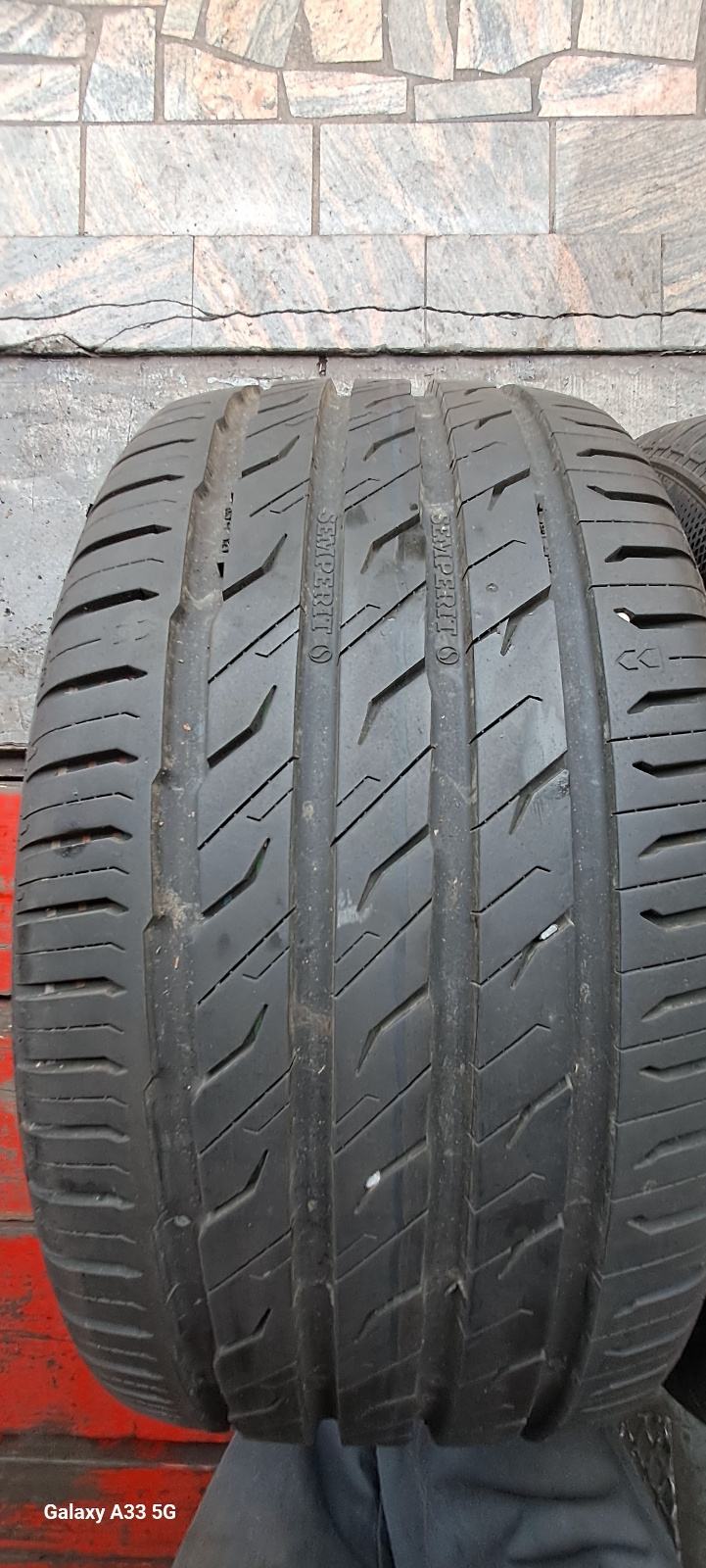 Gume ljetne Semperit 245/40/18 2kom