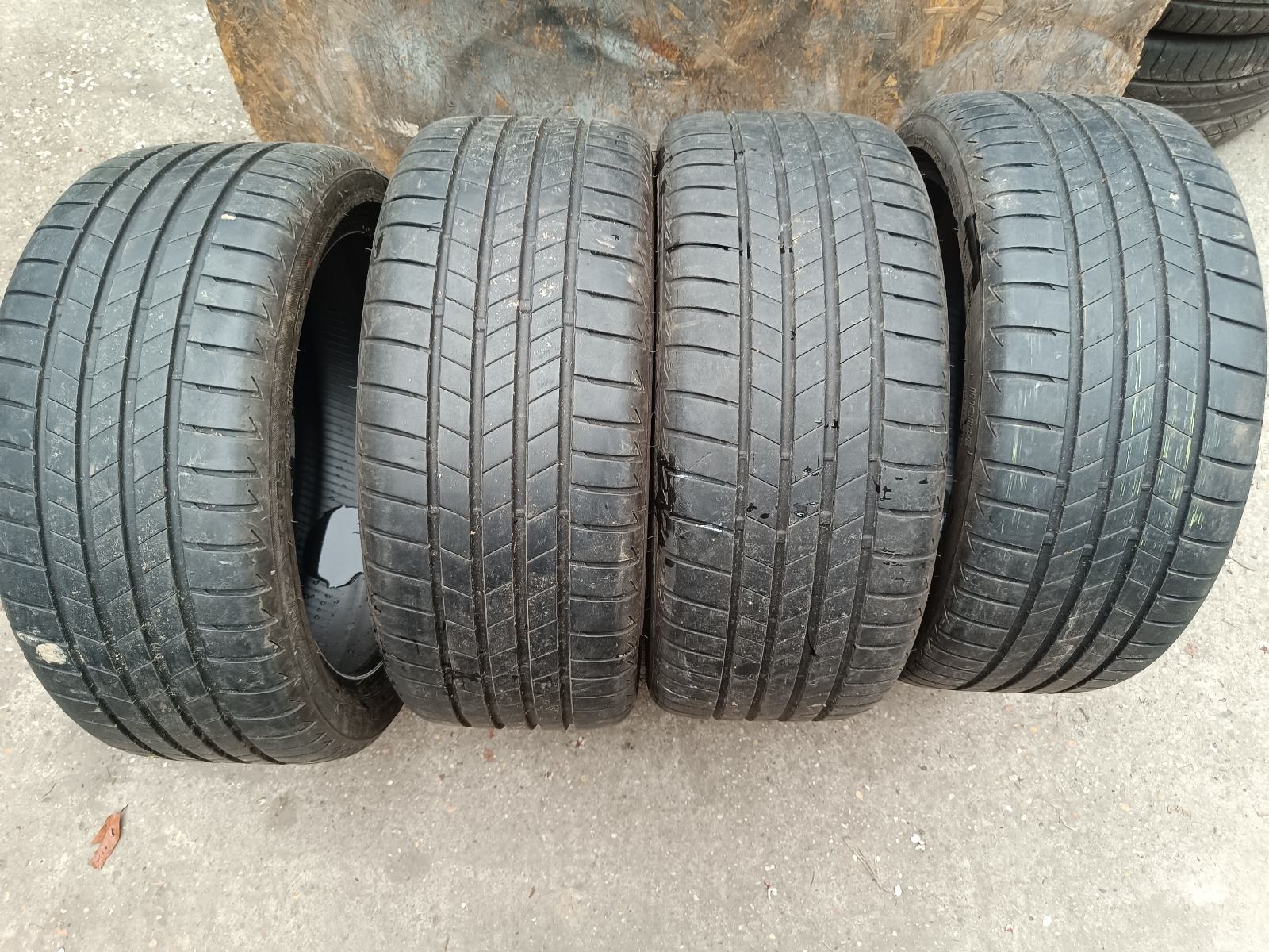 Prodajem ljetne gume ljetne Bridgestone 225/40/18 4 kom.