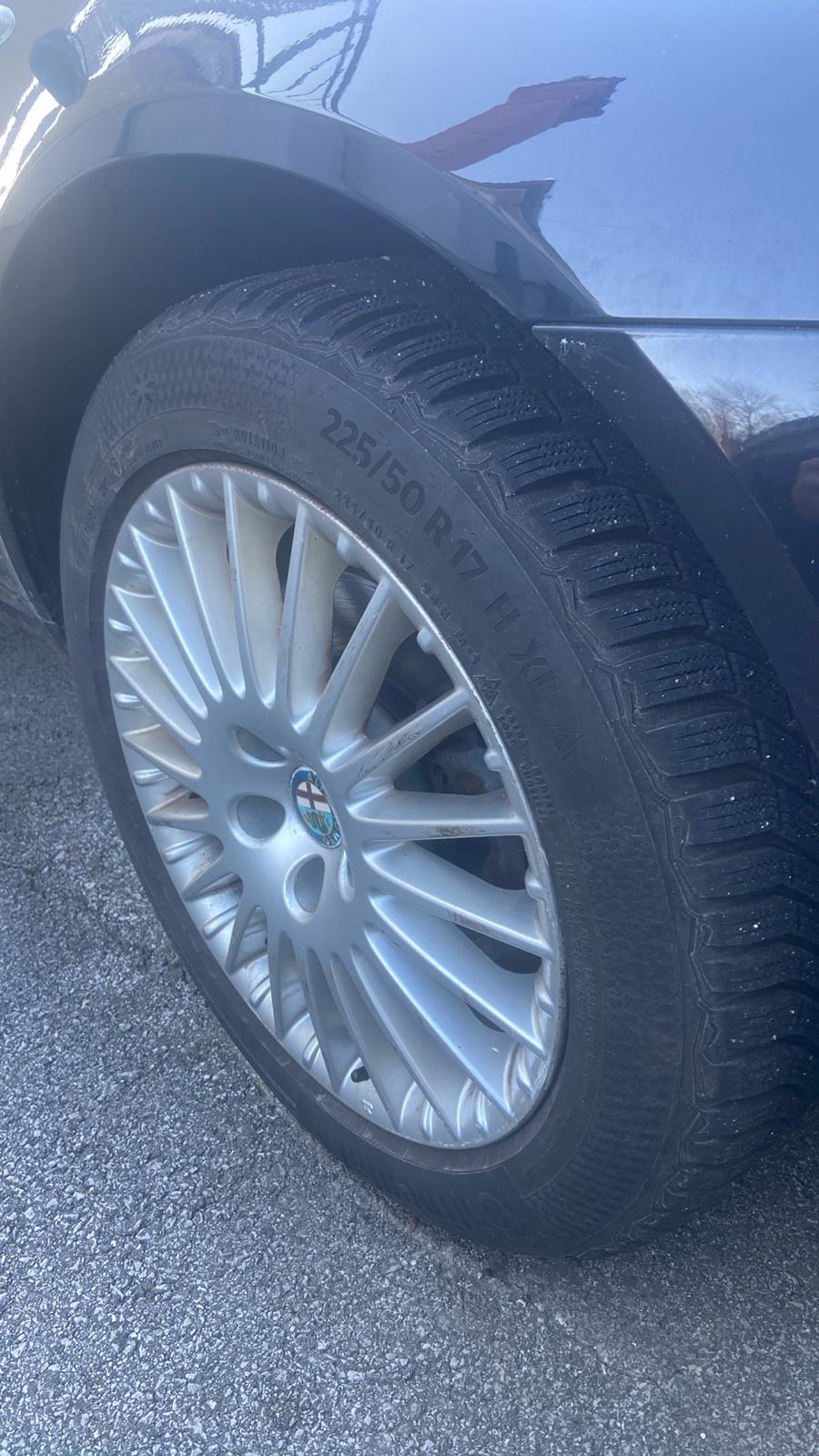 Gume zimske Continental 225/50/17 4 kom.