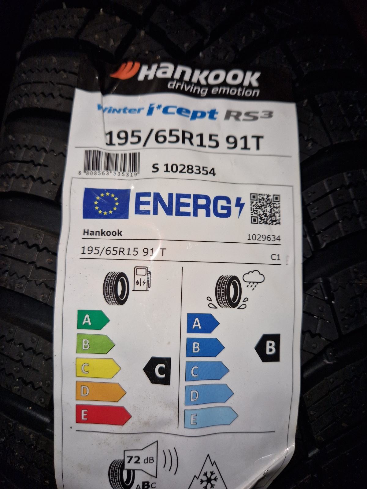 Gume zimske Hankook 195/65/15 4 kom.