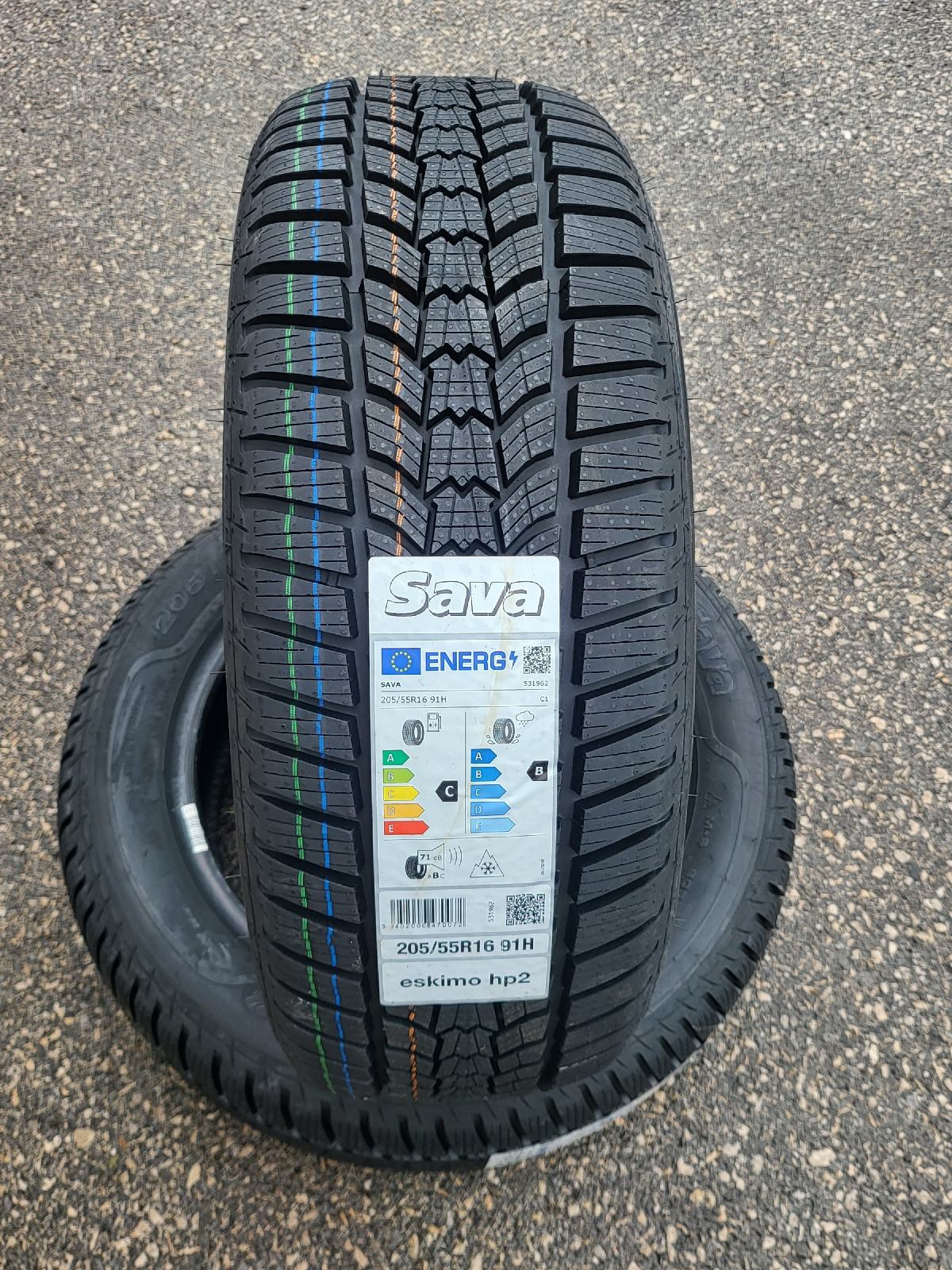 205/55/16 nove zimske Sava Eskimo HP2 69e/kom