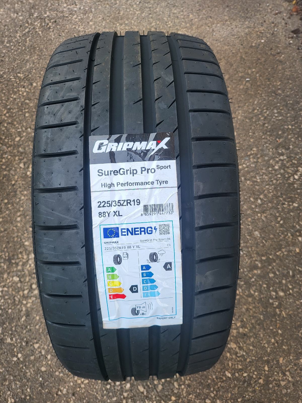 225/35/19 nove ljetne Gripmaxx Suregrip ProSport 68e/kom