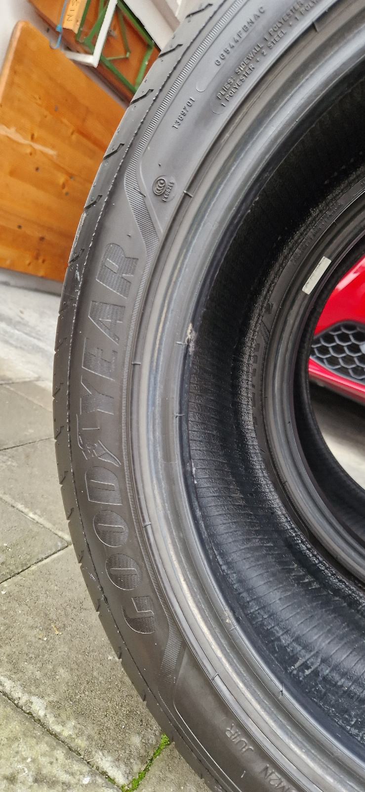 Auto gume 225 45 18