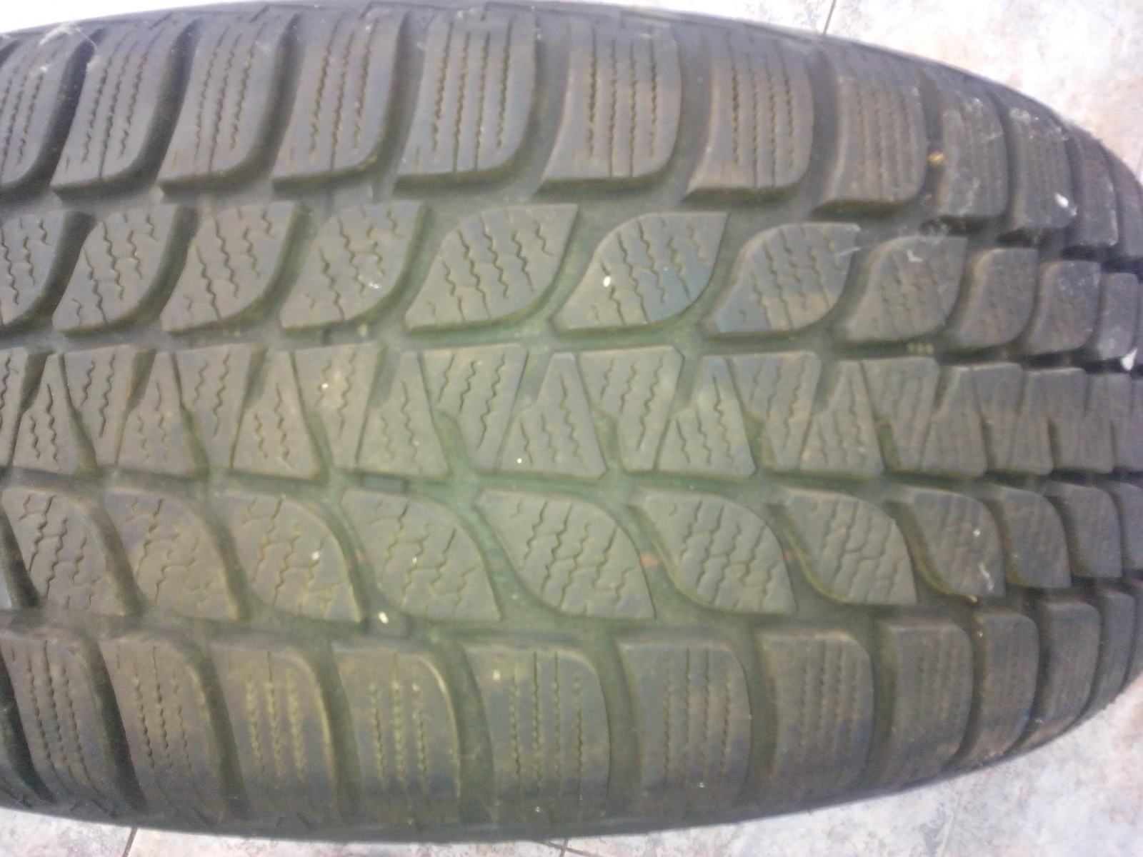 Bridgestone Blizzak 195/55 R16 zimske