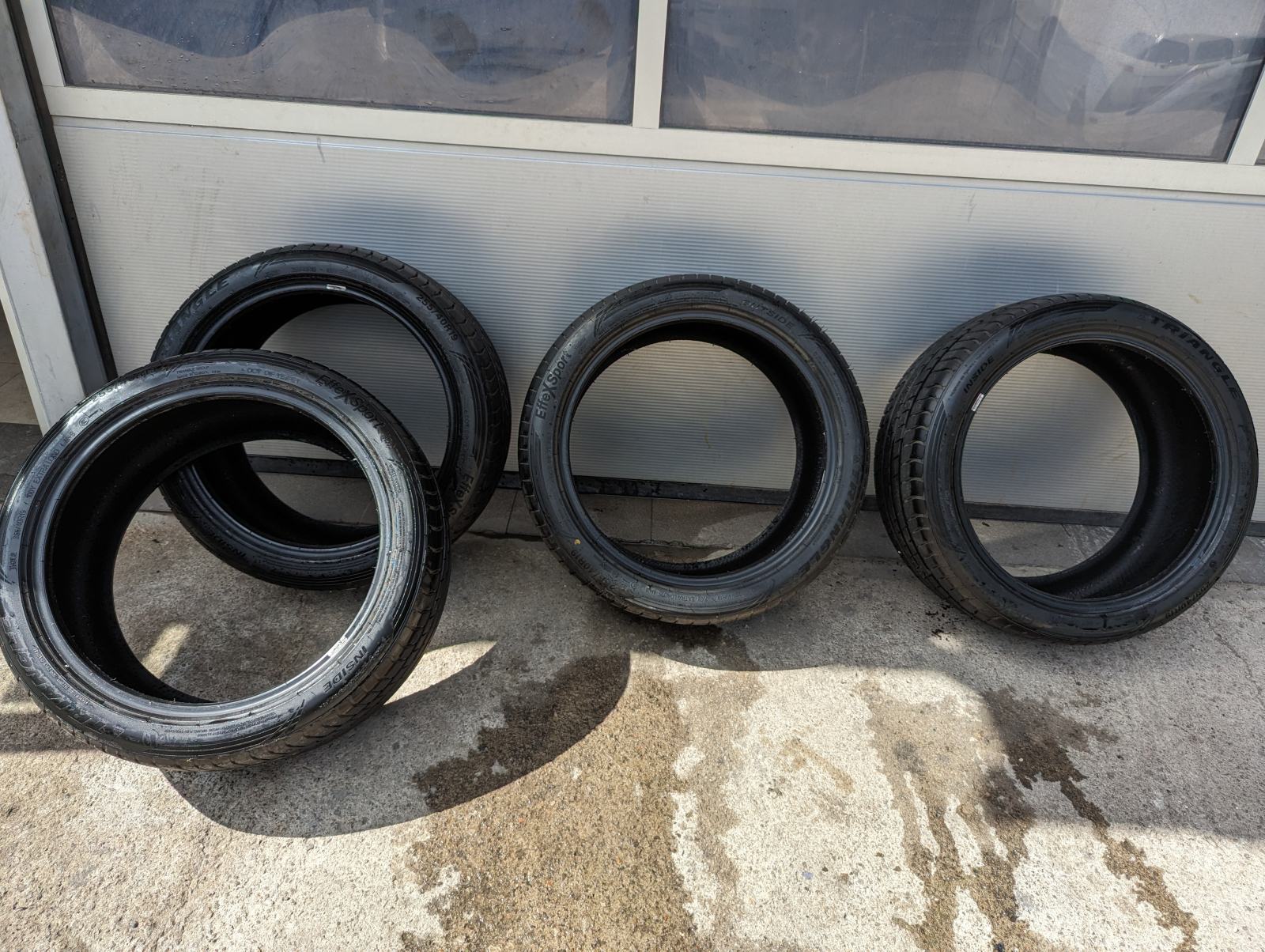 Gume Triangle 255/40 r19 ljetna 4 kom.