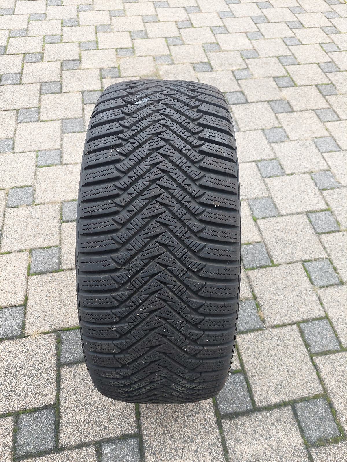 Gume 245/45/18 zimska 4 kom.