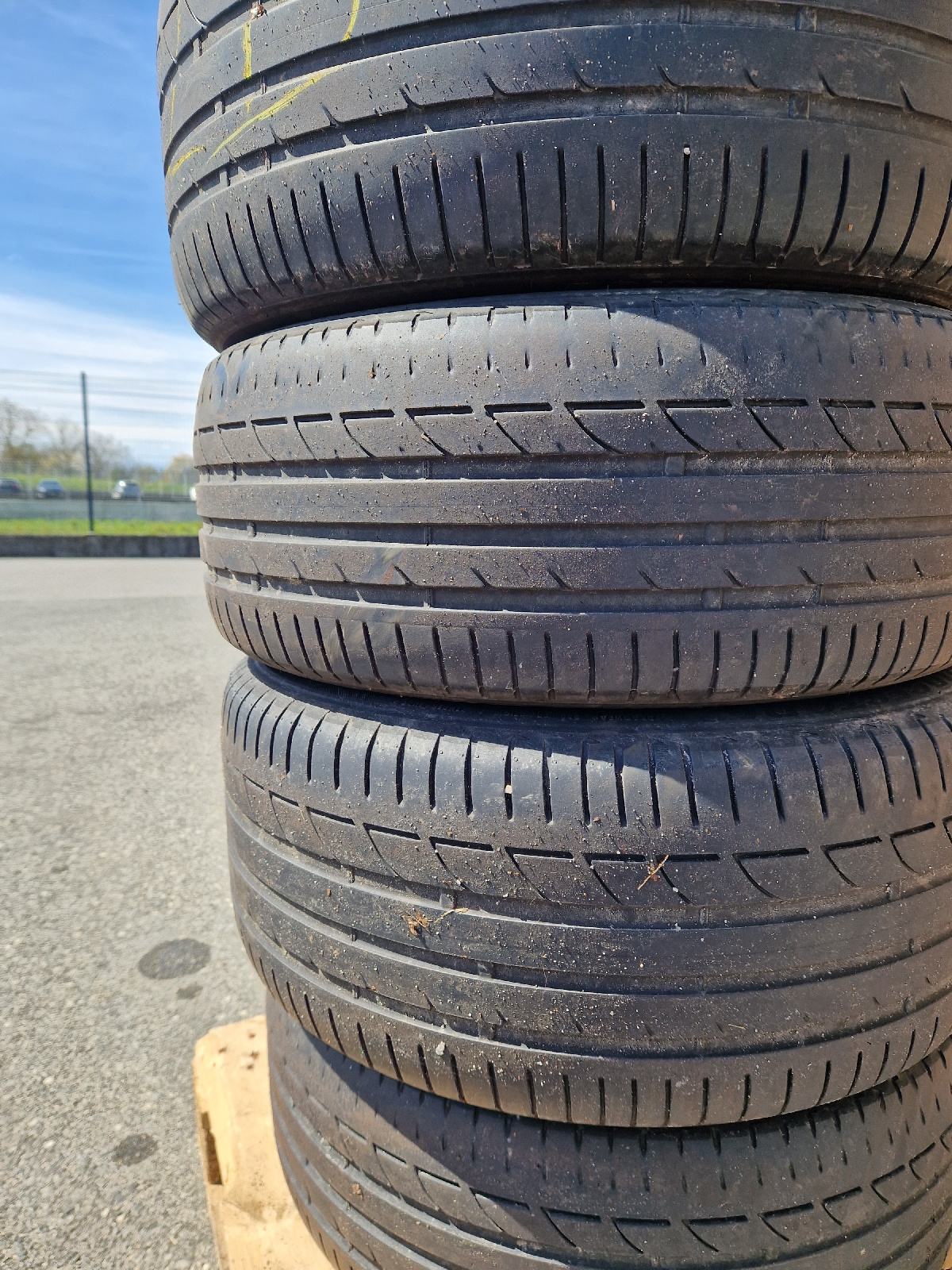 Gume Bridgestone 275/40/19 ljetna 4 kom.