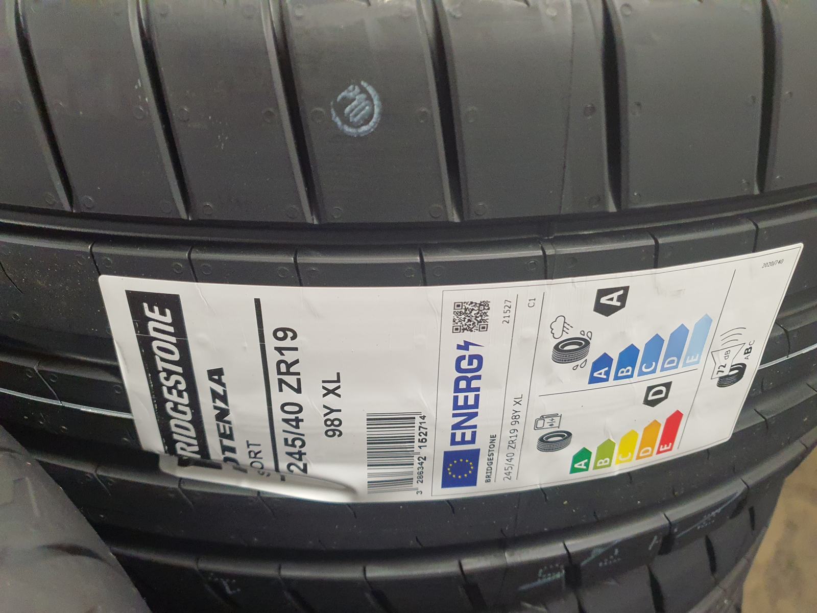 Gume Bridgestone Potenza SPORT 245/40/19 ljetna 4 kom.