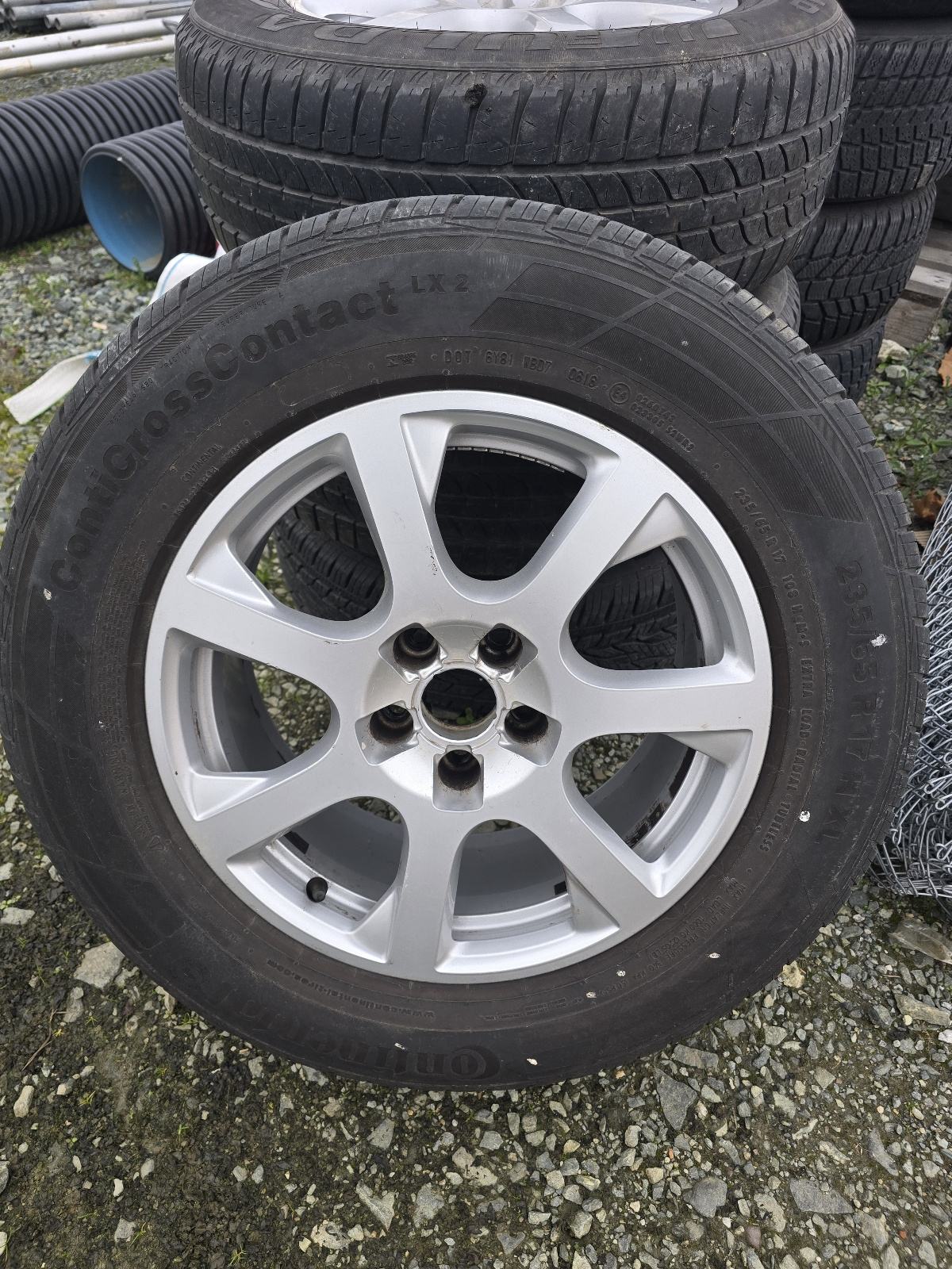 Gume Continental 235/65/17 ljetna 4 kom.