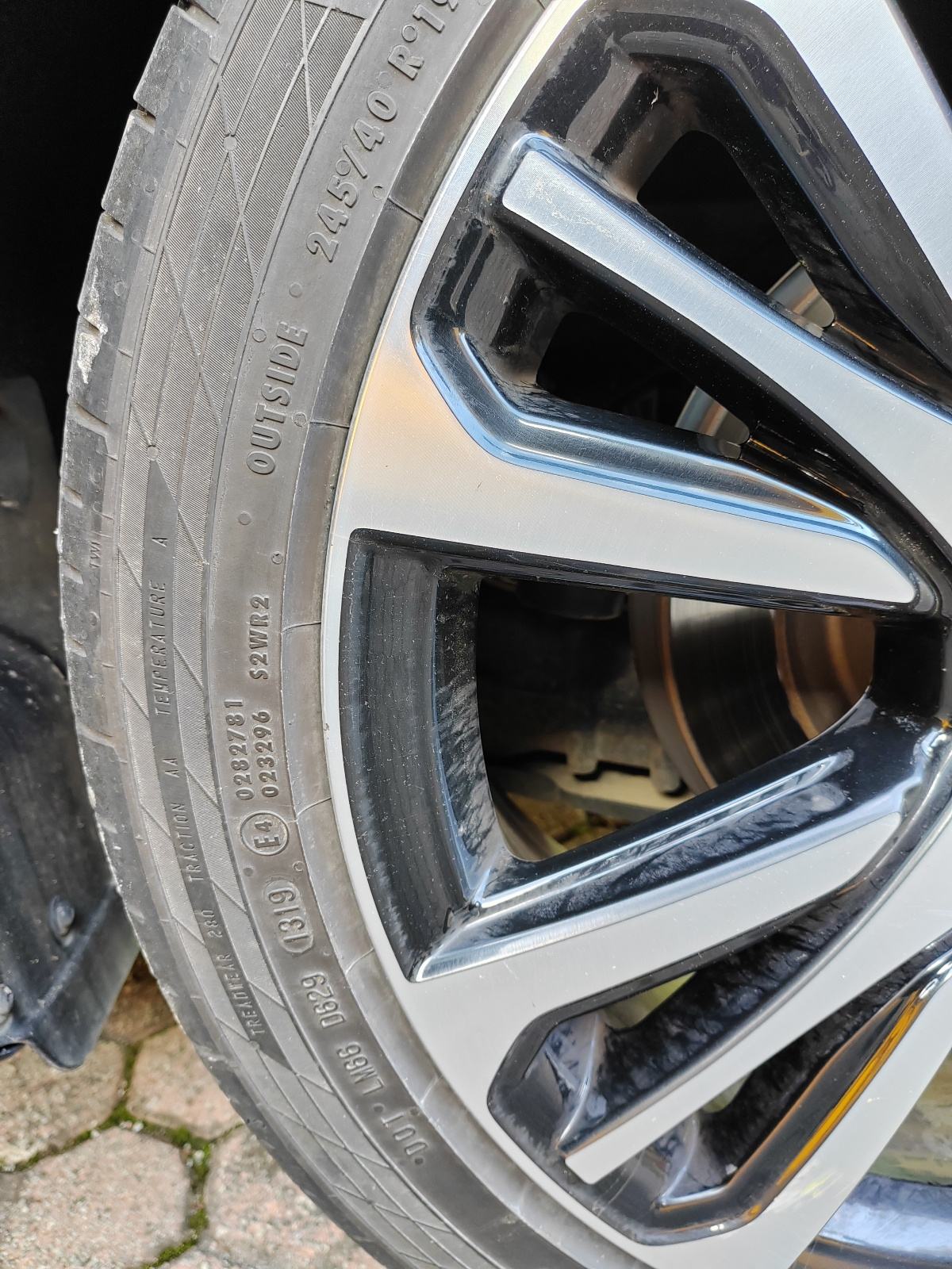 Gume Continental 245/40/19 ljetna 4 kom.