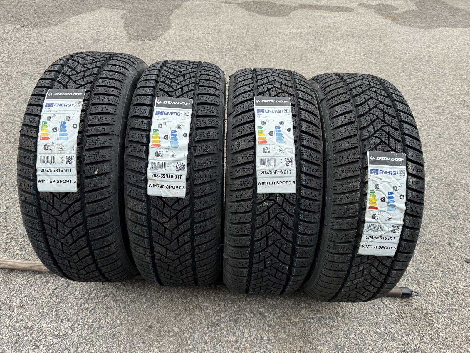 Gume Dunlop Winter Sport 5 205/55/16 zimska 4 kom. NOVO!!!