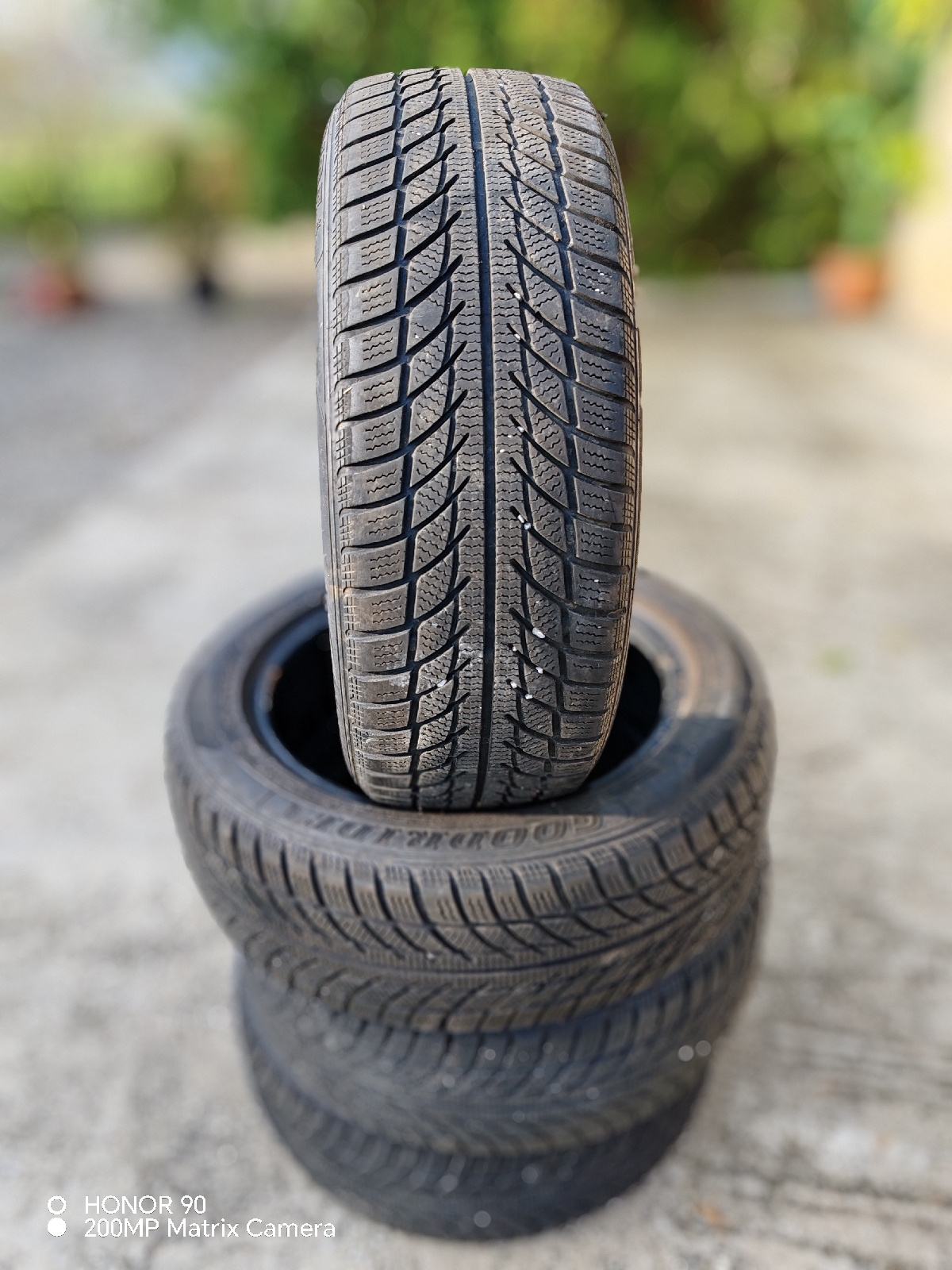 Gume Goodride 185/55/15 zimska 4 kom.