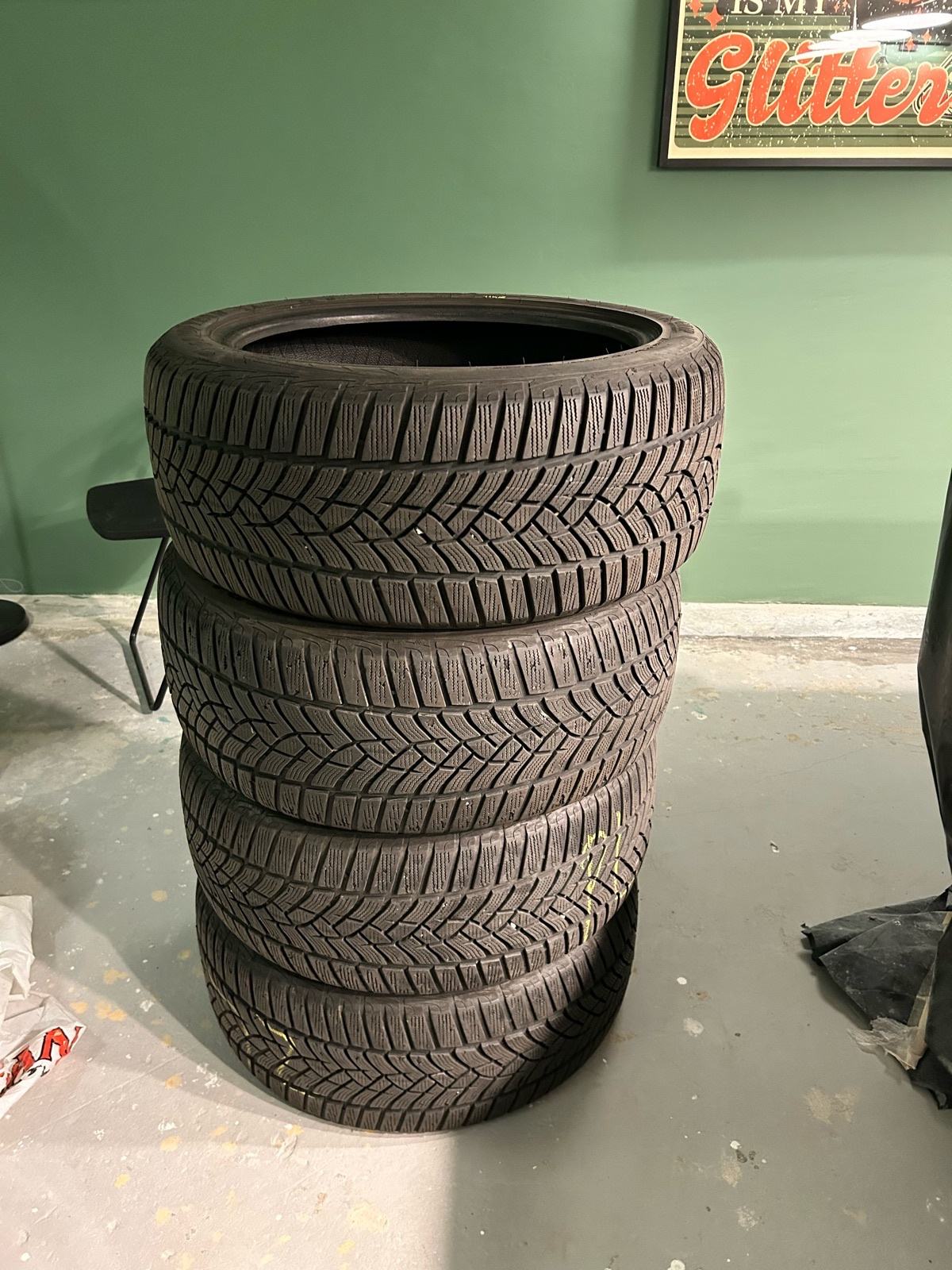 Gume Goodyear 245/45/18 zimska 4 kom.