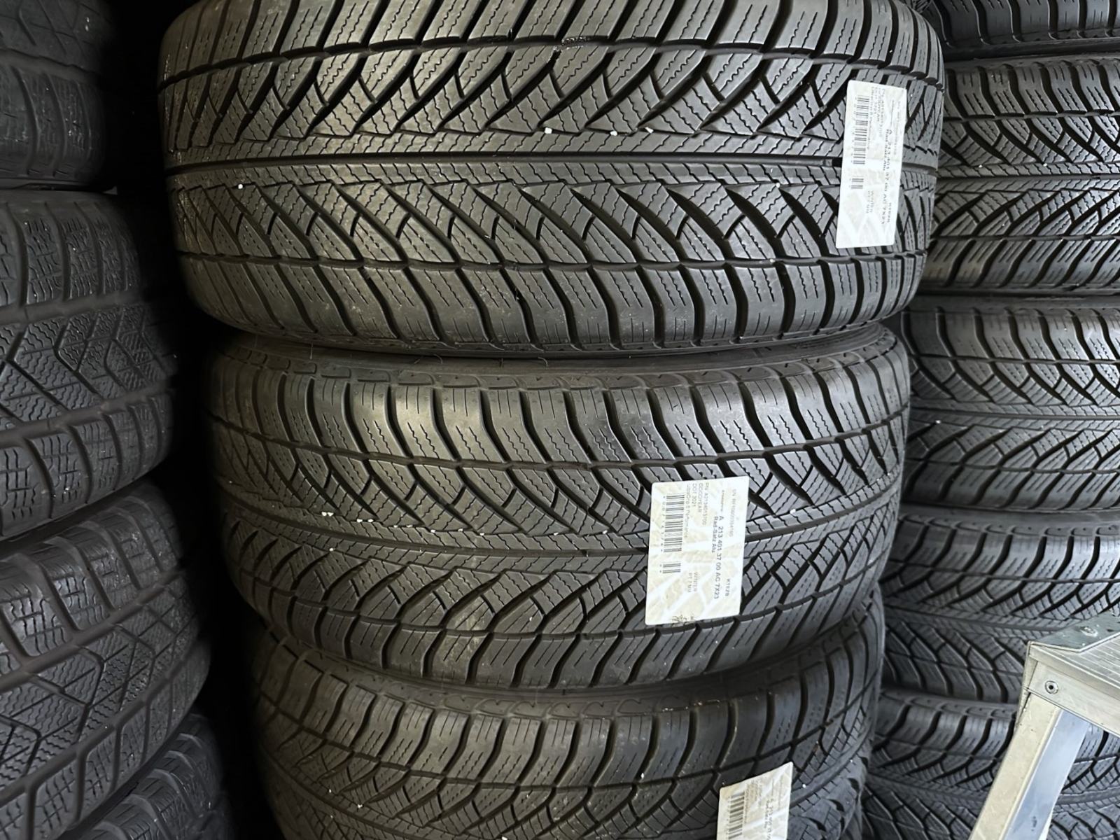 Gume Goodyear Ultragrip 8 MOE * Runflat 245/45/18 zimska 4 kom.