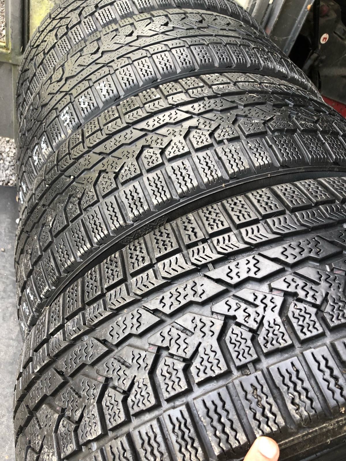 Gume Kumho 225/55/18 zimska 4 kom.