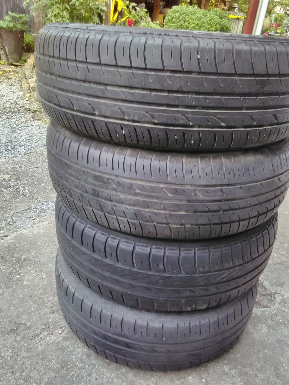 Gume Lassa 195/65/15 ljetna 4 kom.