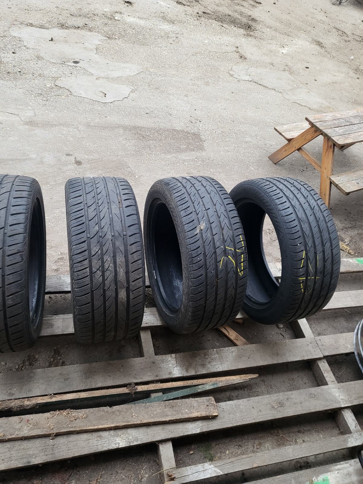 Gume Matador 245/45/18 ljetna 4 kom.