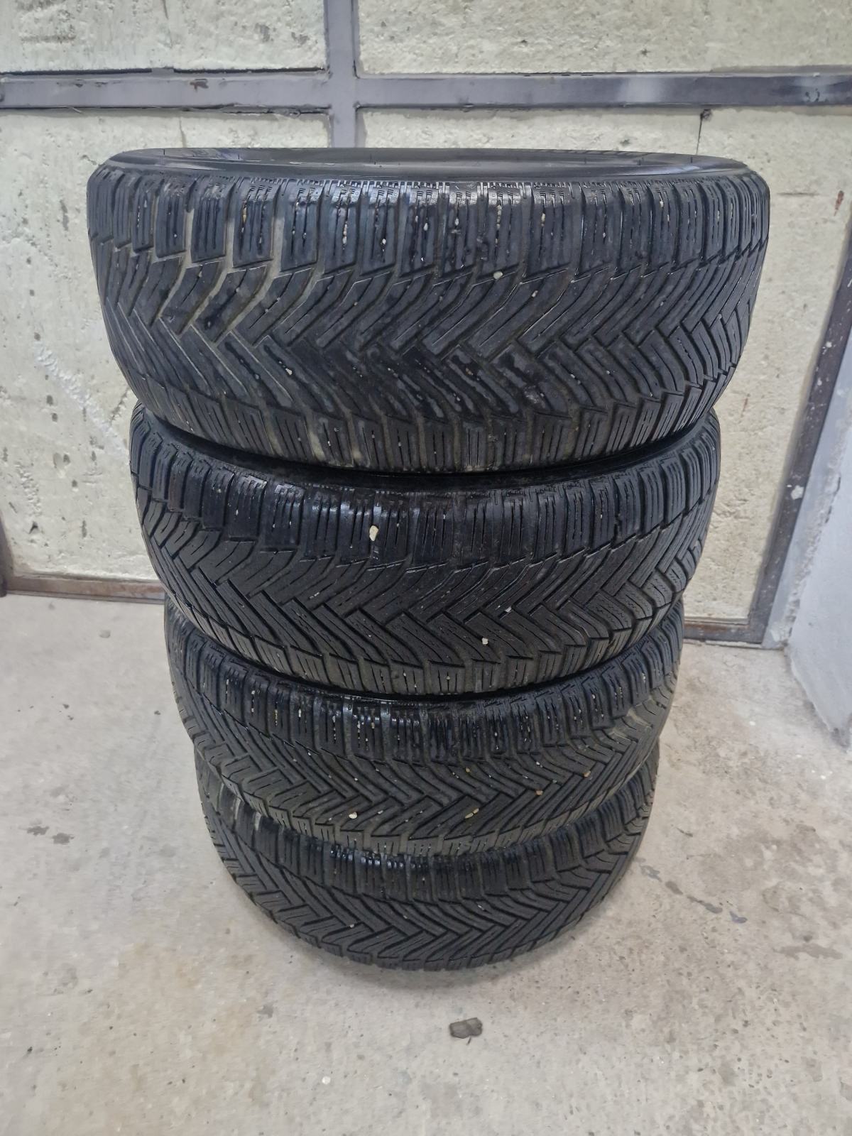 Gume Michelin 215/60/16 zimska 4 kom.