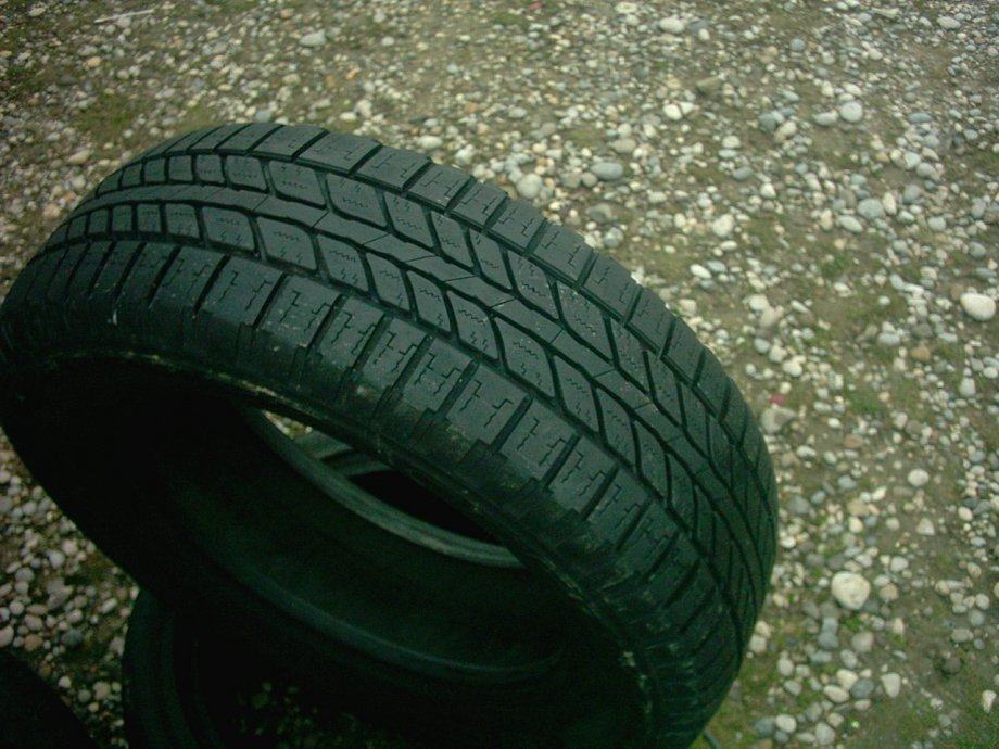 Gume Michelin 215/65/15 c bez por i sms ( 215/65/15c )