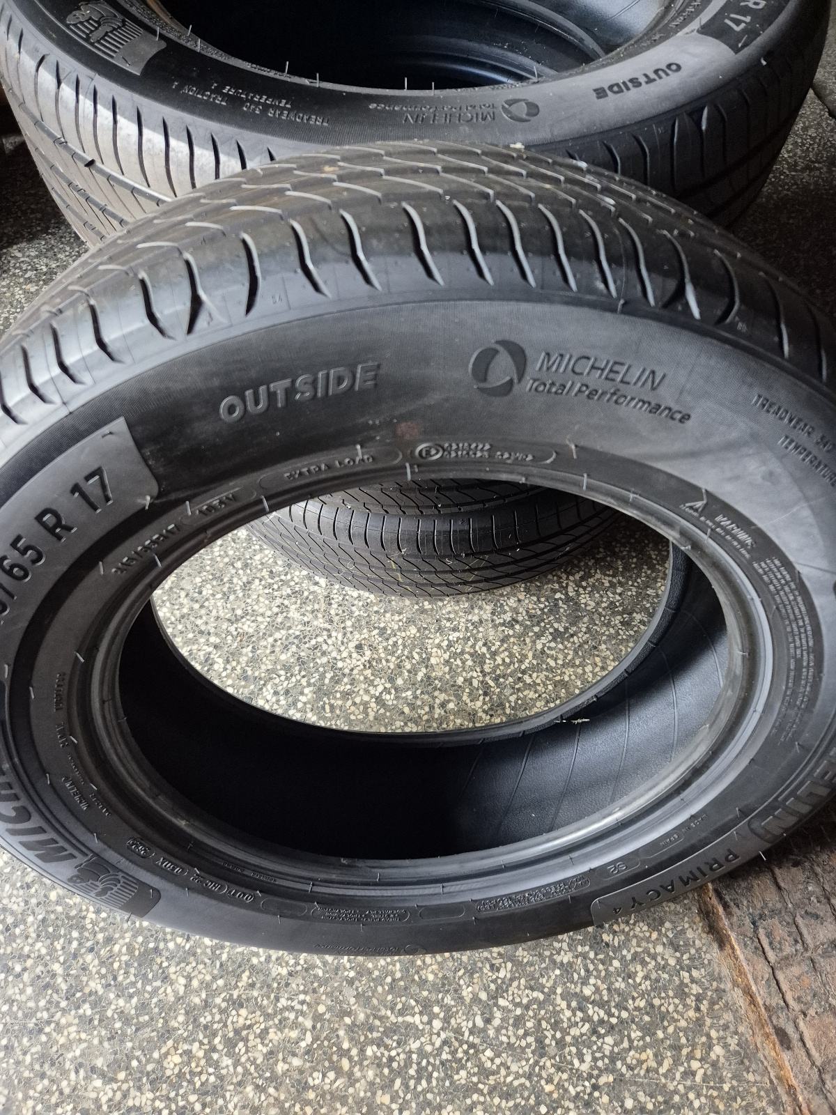 Gume Michelin 215/65/17 ljetna 4 kom.