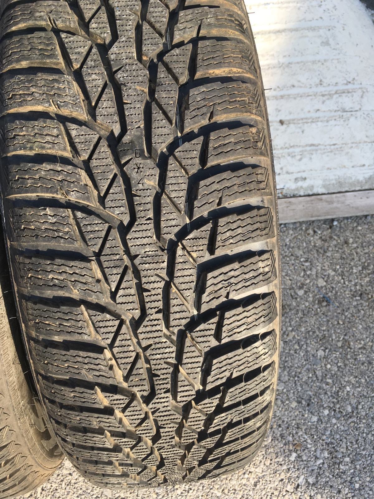 Gume Nokian 195/60/16 zimska 2 kom.