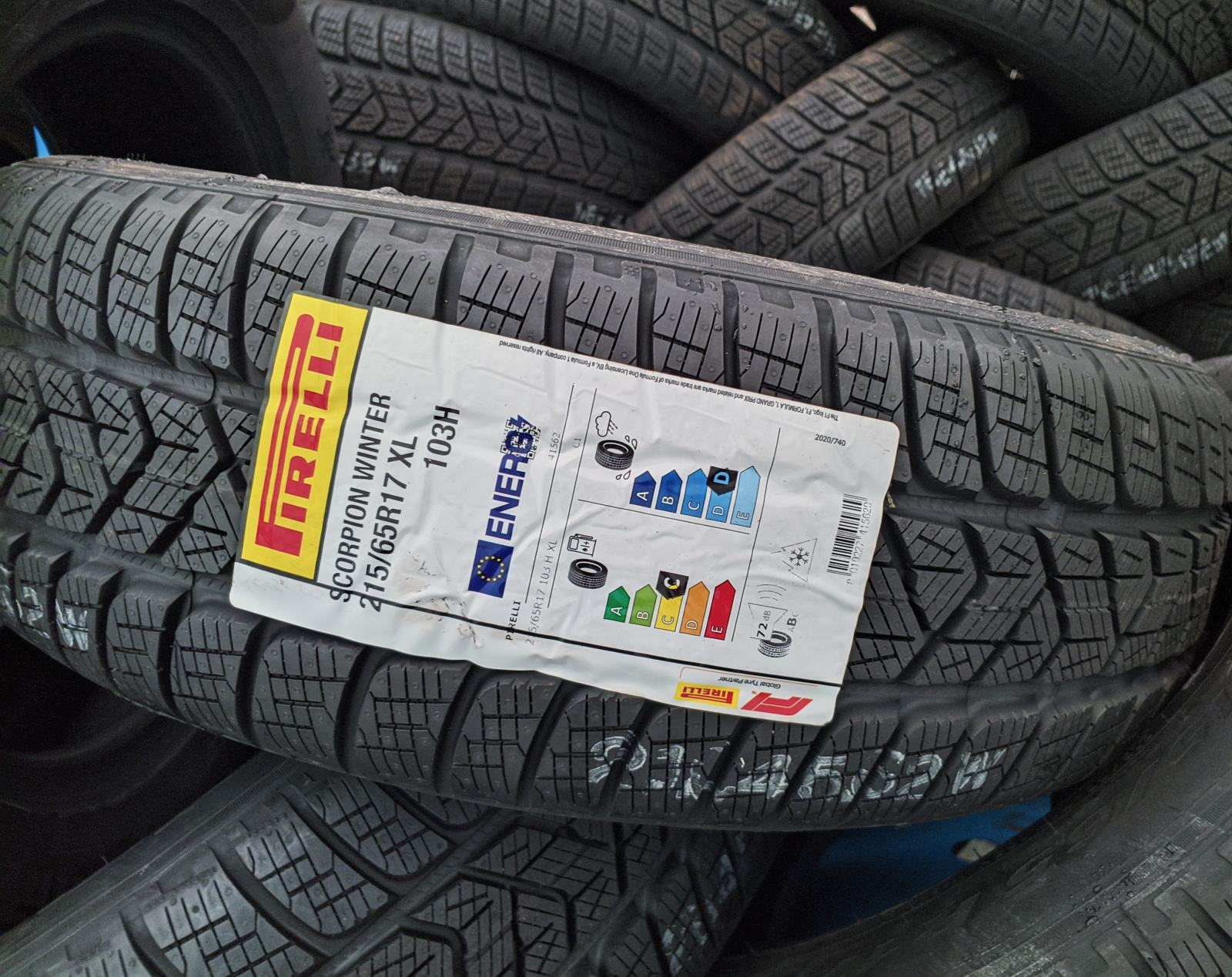 Gume Pirelli 215/65/17 zimska 4 kom.