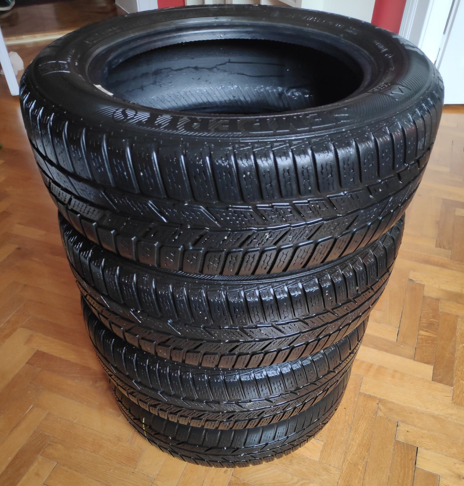 Gume Semperit 175/65/14 zimska 2 kom.