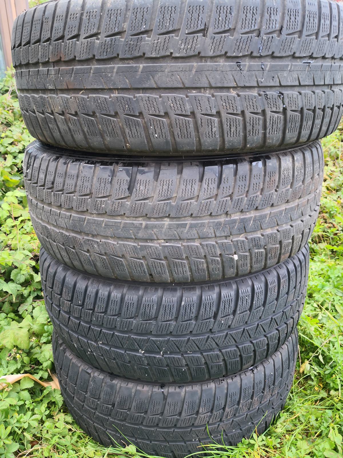 SUMITOMO Gume 205/55/16 zimska 4 kom.Dot 21